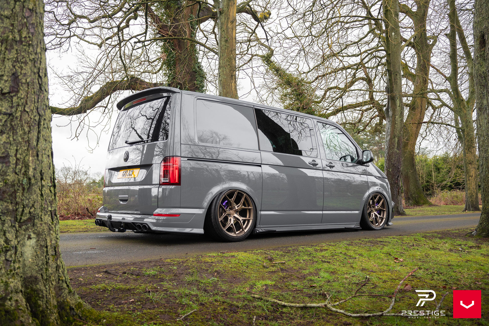 VW TRANSPORTER - HYBRID FORGED SERIES: HF-5 - Vossen Wheels