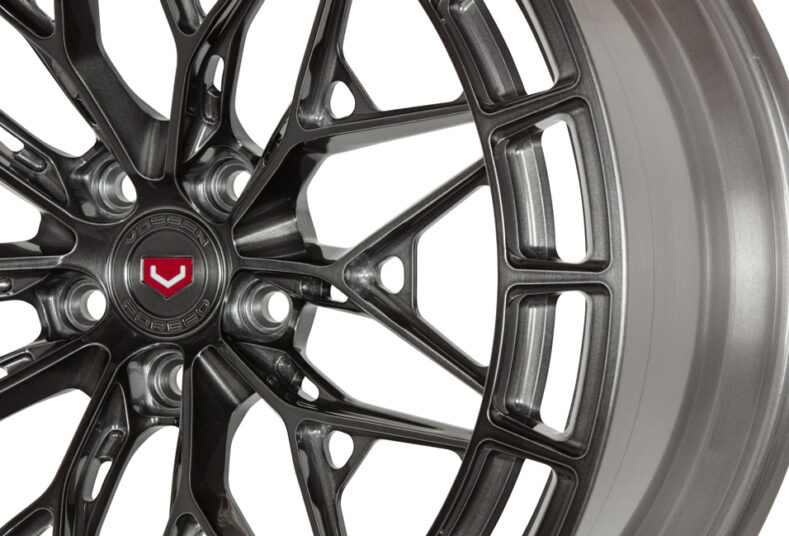 LC3-02 - Vossen Wheels