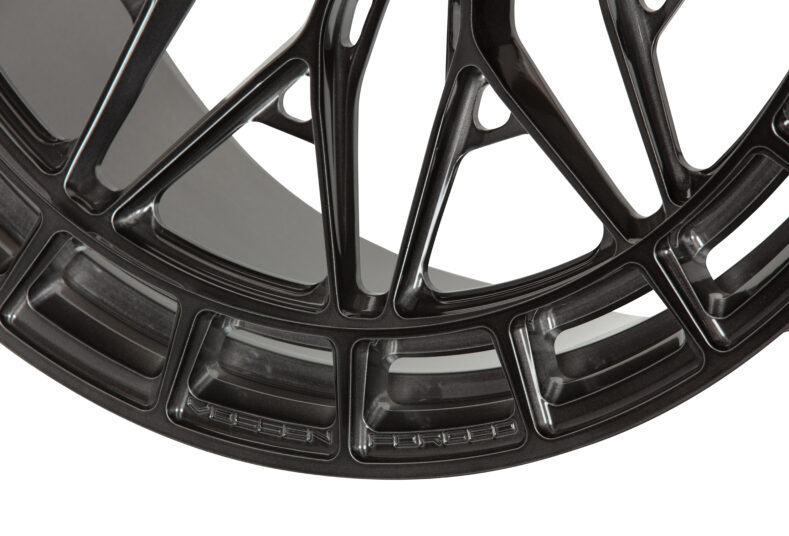 LC3-02 - Vossen Wheels