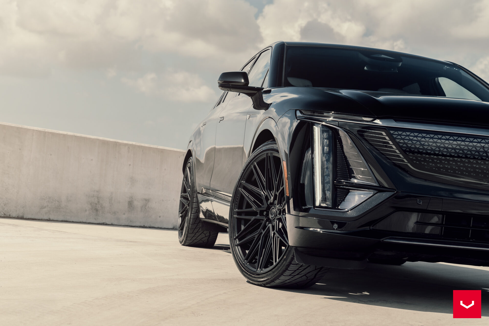 CADILLAC LYRIQ - HYBRID FORGED SERIES: HF6-5 - Vossen Wheels