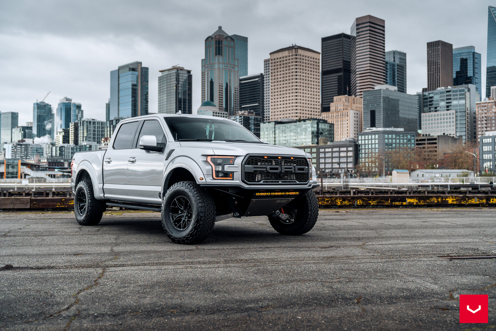 FORD F-150 RAPTOR - HYBRID FORGED SERIES: HF6-4 - Vossen Wheels