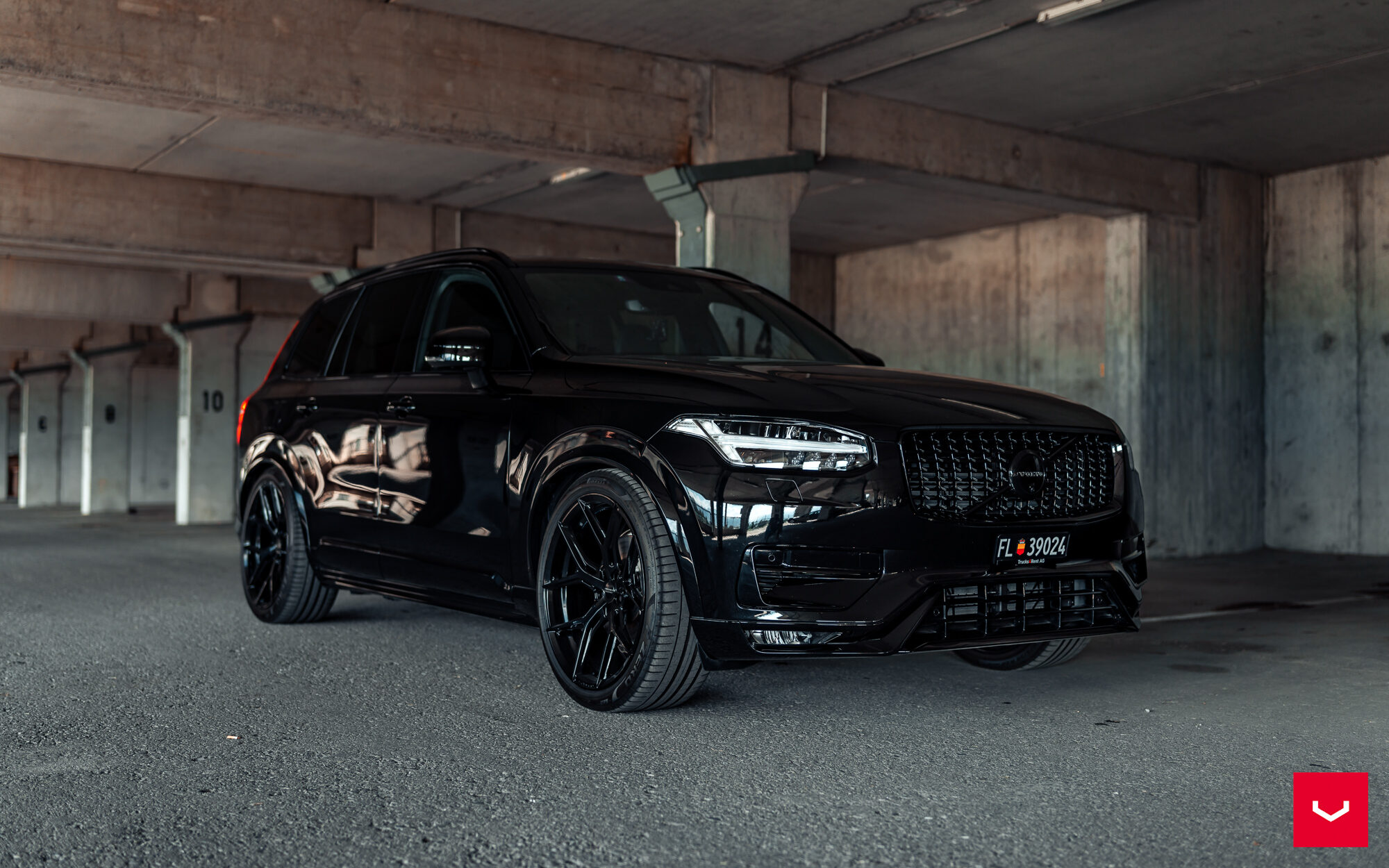VOLVO XC90 - HYBRID FORGED SERIES: HF-5 - Vossen Wheels