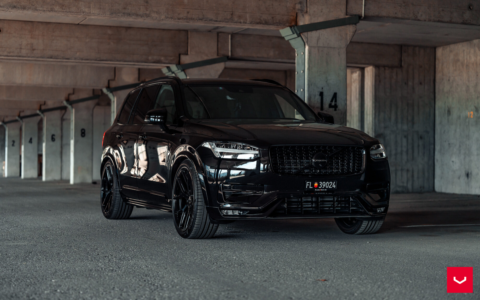 VOLVO XC90 - HYBRID FORGED SERIES: HF-5 - Vossen Wheels
