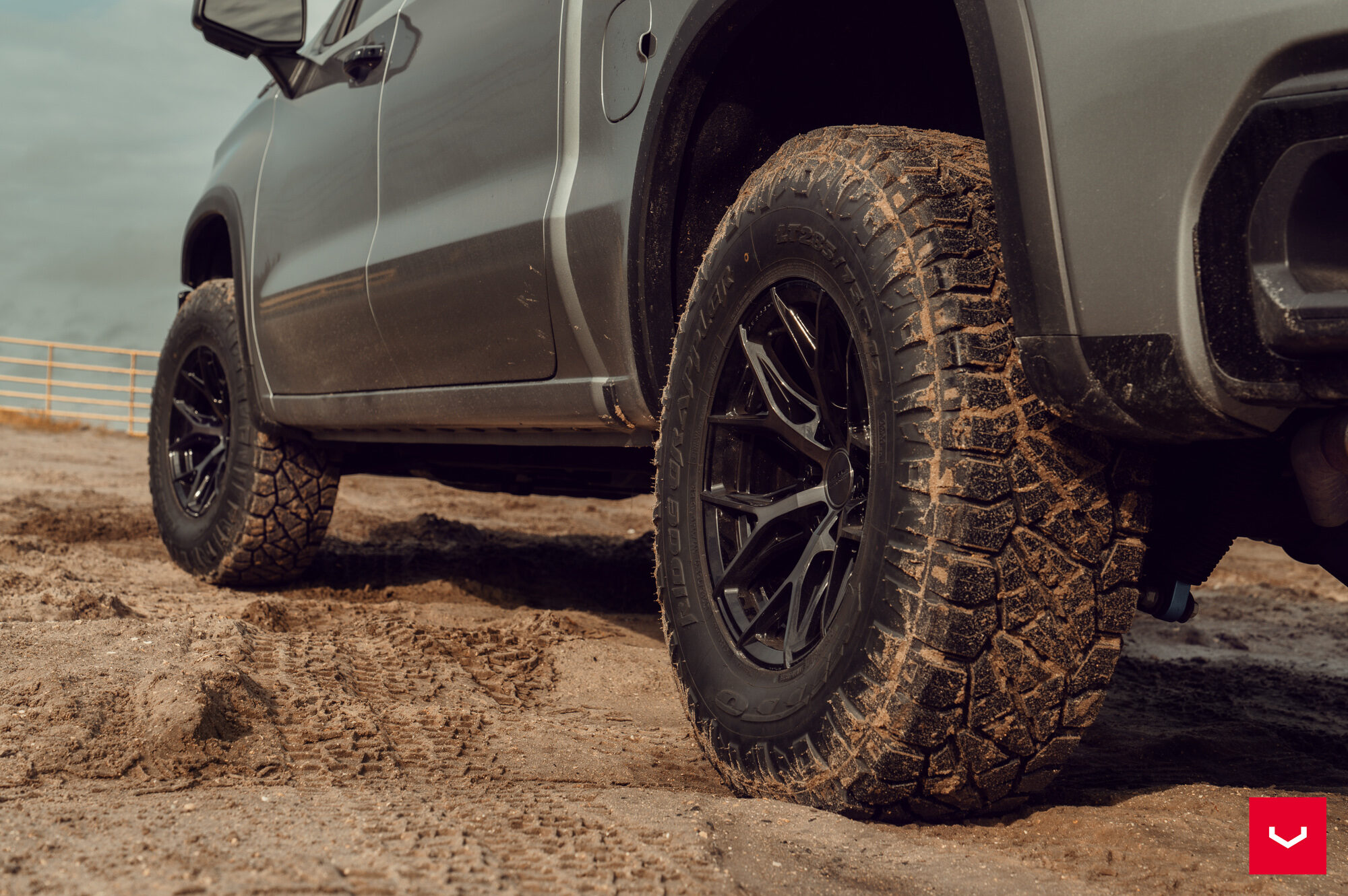 CHEVROLET SILVERADO ZR2 - HYBRID FORGED SERIES: HF6-4 - Vossen Wheels
