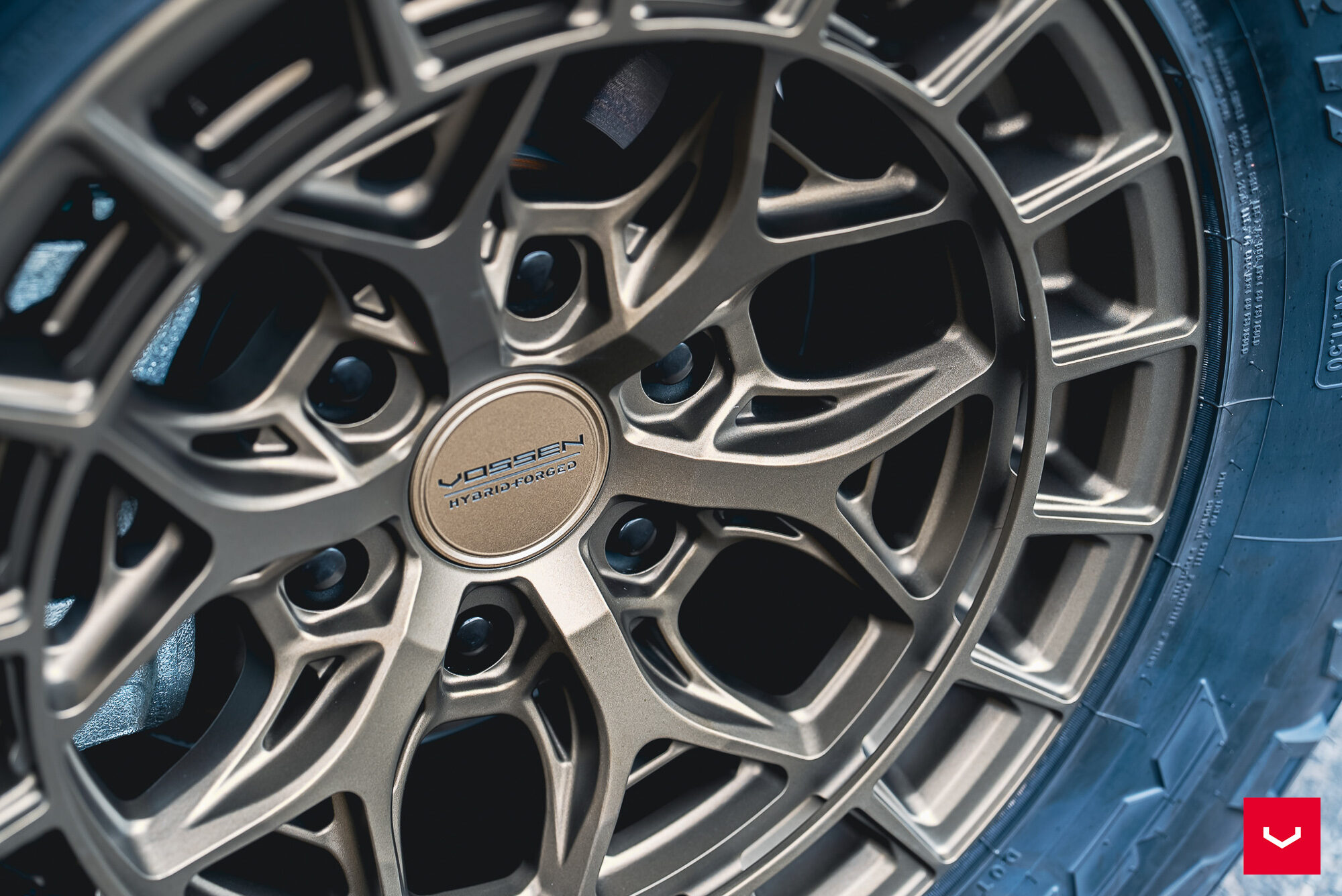 FORD RANGER RAPTOR - HYBRID FORGED SERIES: HFX-1 - Vossen Wheels