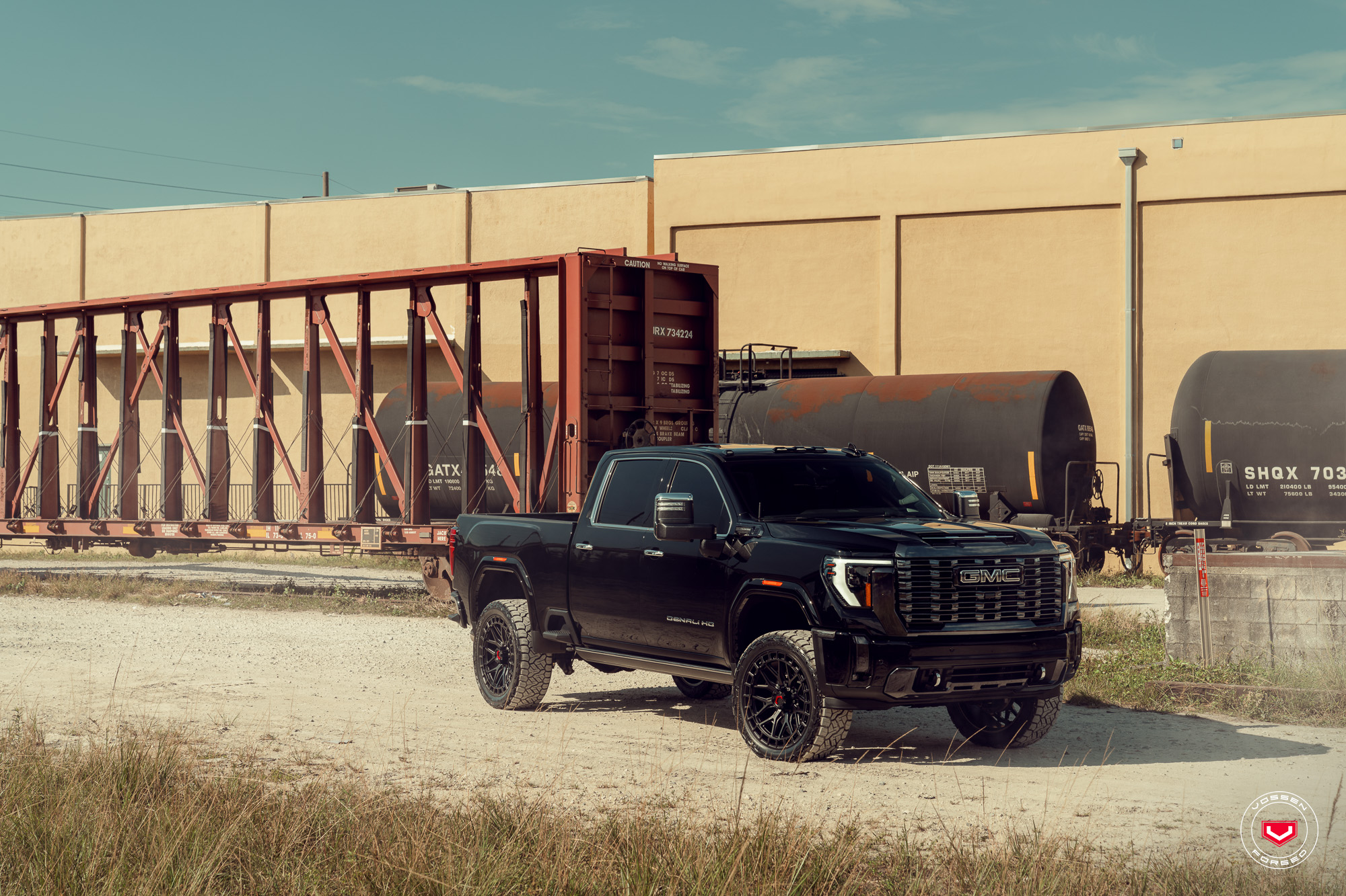 GMC SIERRA DENALI - LCX SERIES: LCX-02 (8-LUG) - Vossen Wheels