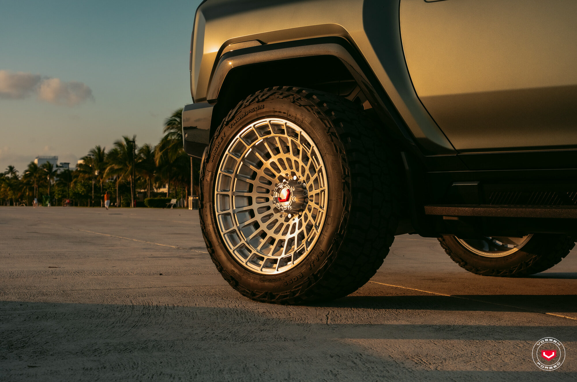 HUMMER EV SUV - LCX SERIES: LCX-04 - Vossen Wheels