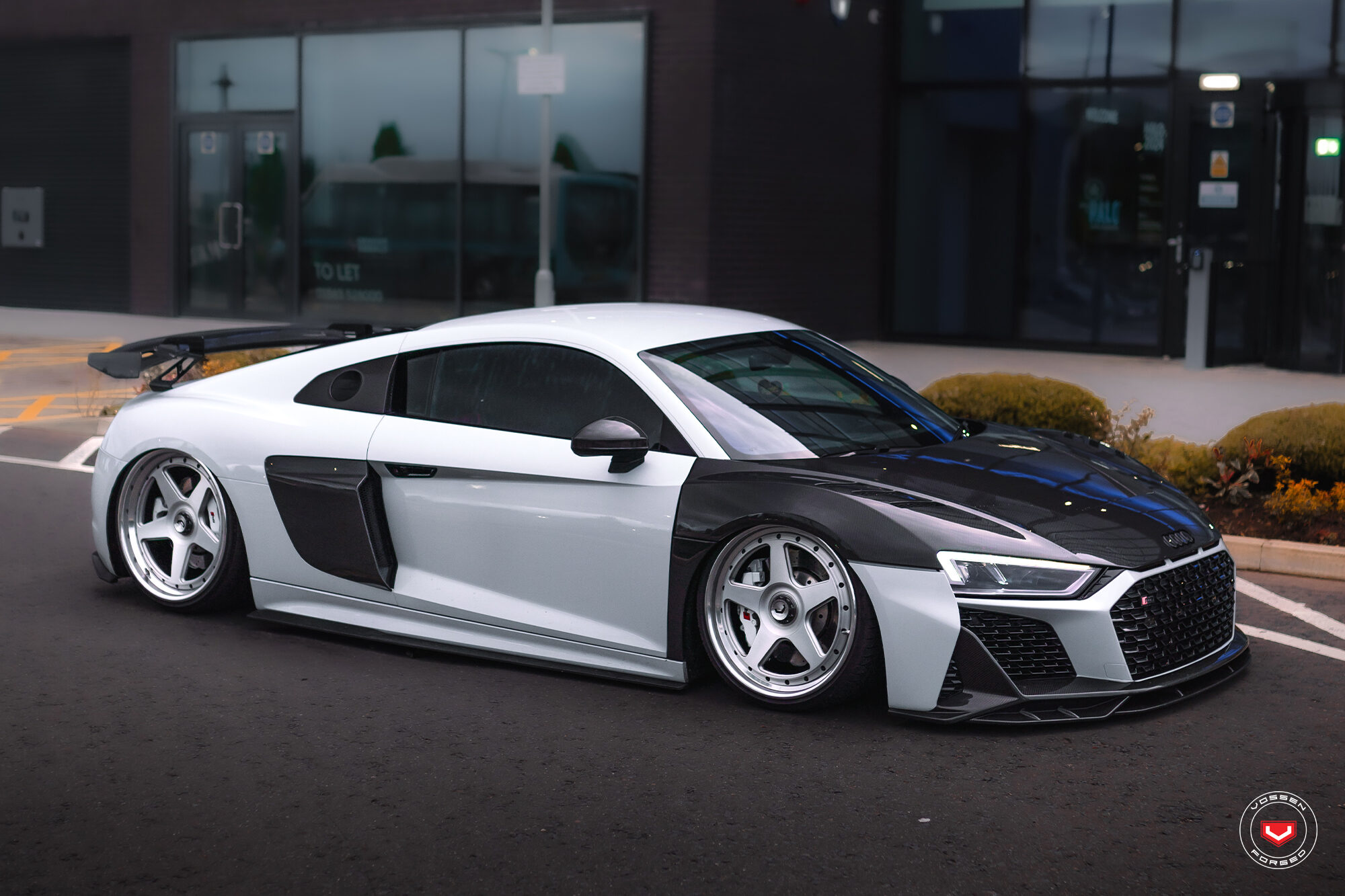 AUDI R8 - GEN SERIES: GEN-01 (3-PIECE) - Vossen Wheels