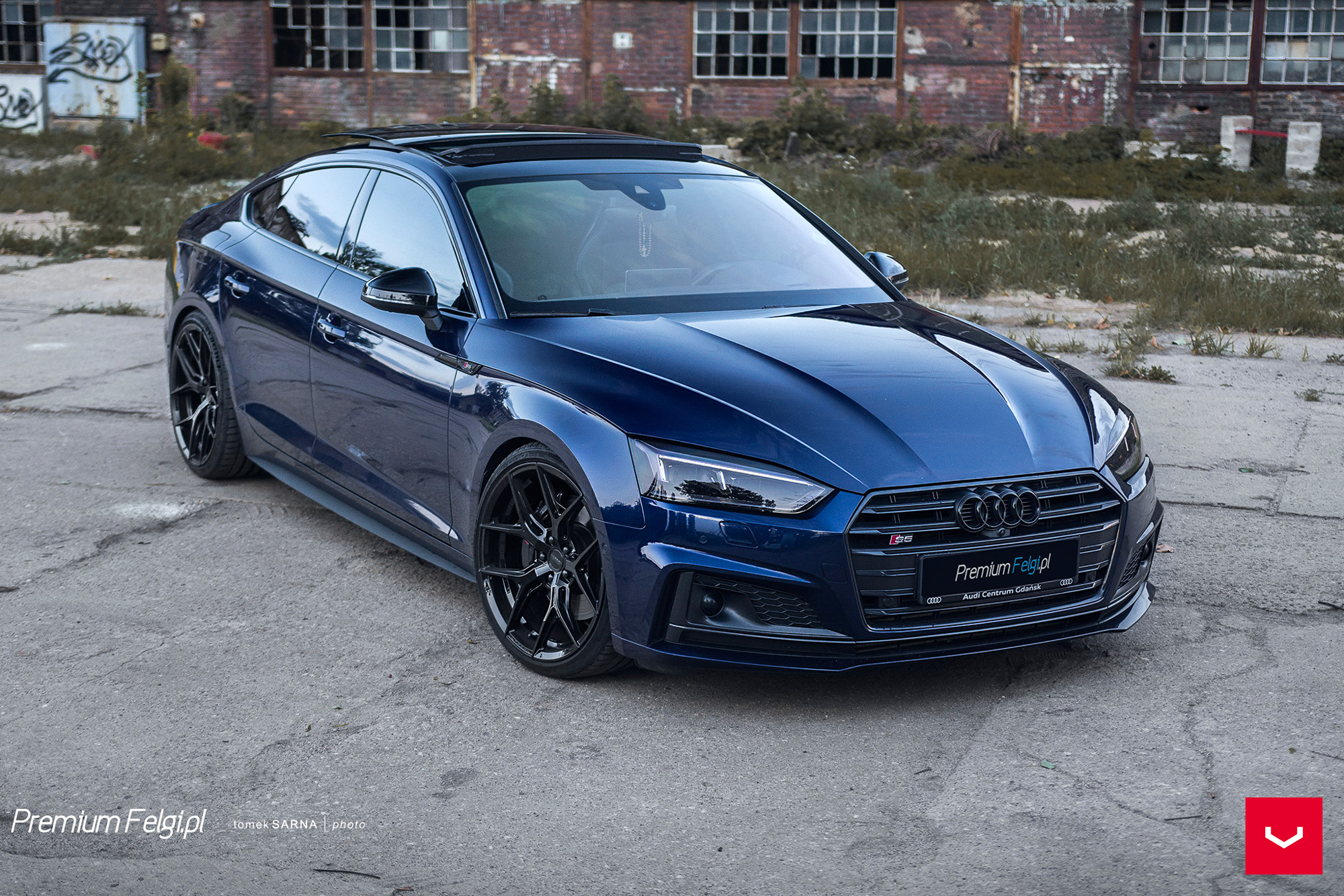 AUDI S5 SPORTBACK - HYBRID FORGED SERIES: HF-5 - Vossen Wheels