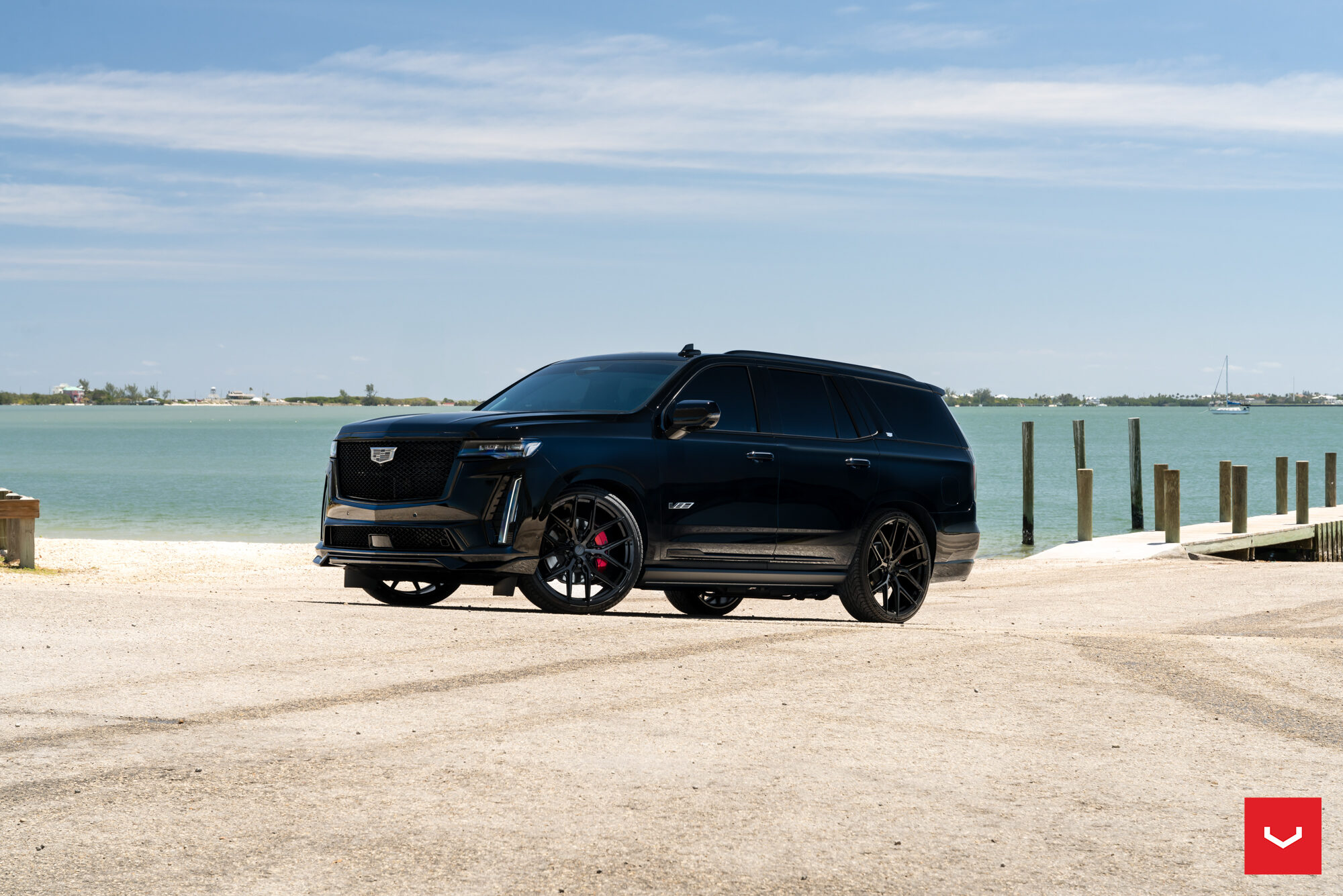 CADILLAC ESCALADE V - HYBRID FORGED SERIES: HF6-4 - Vossen Wheels