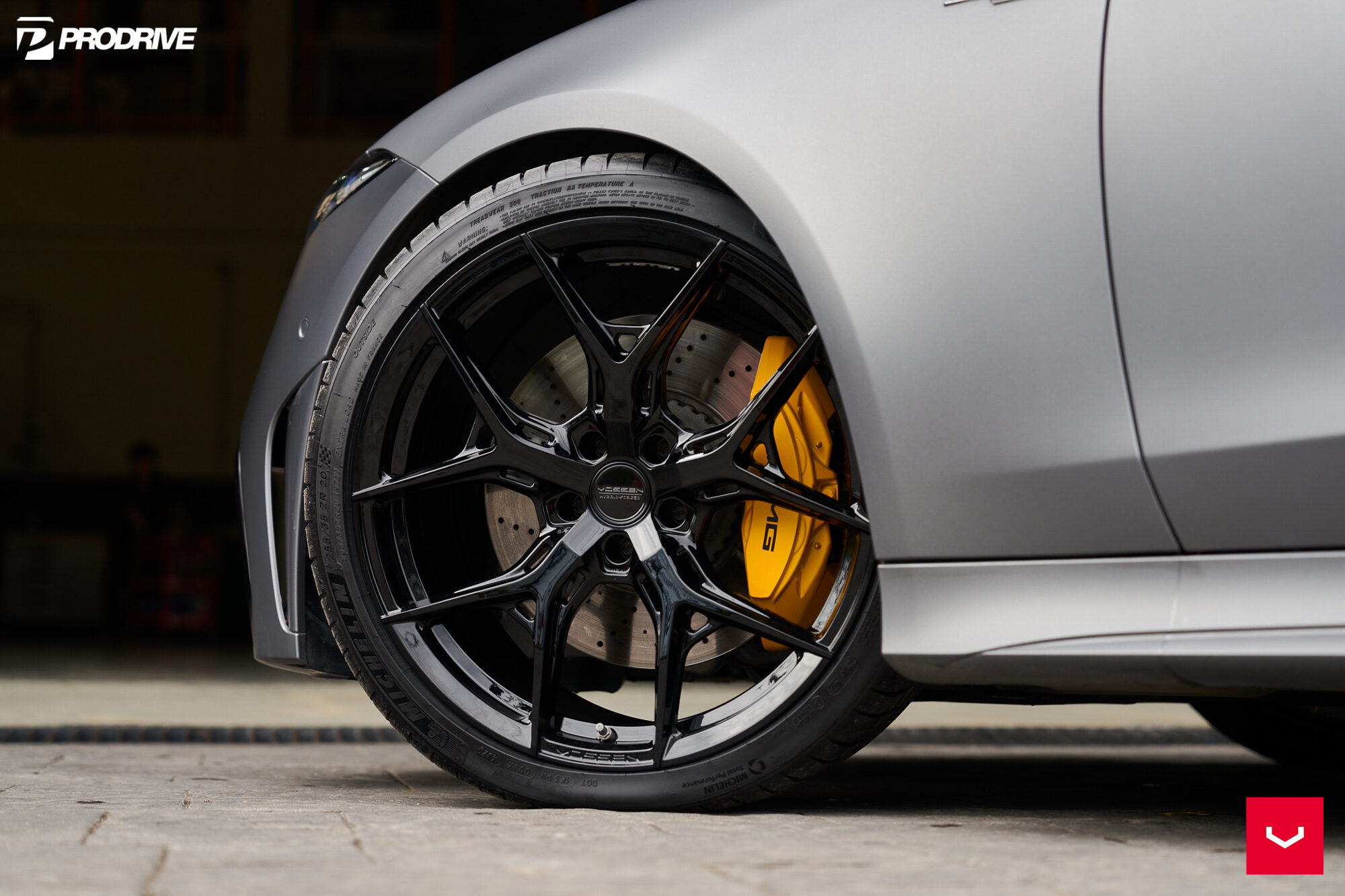 MERCEDES CLS 53 - HYBRID FORGED SERIES: HF-5 - Vossen Wheels