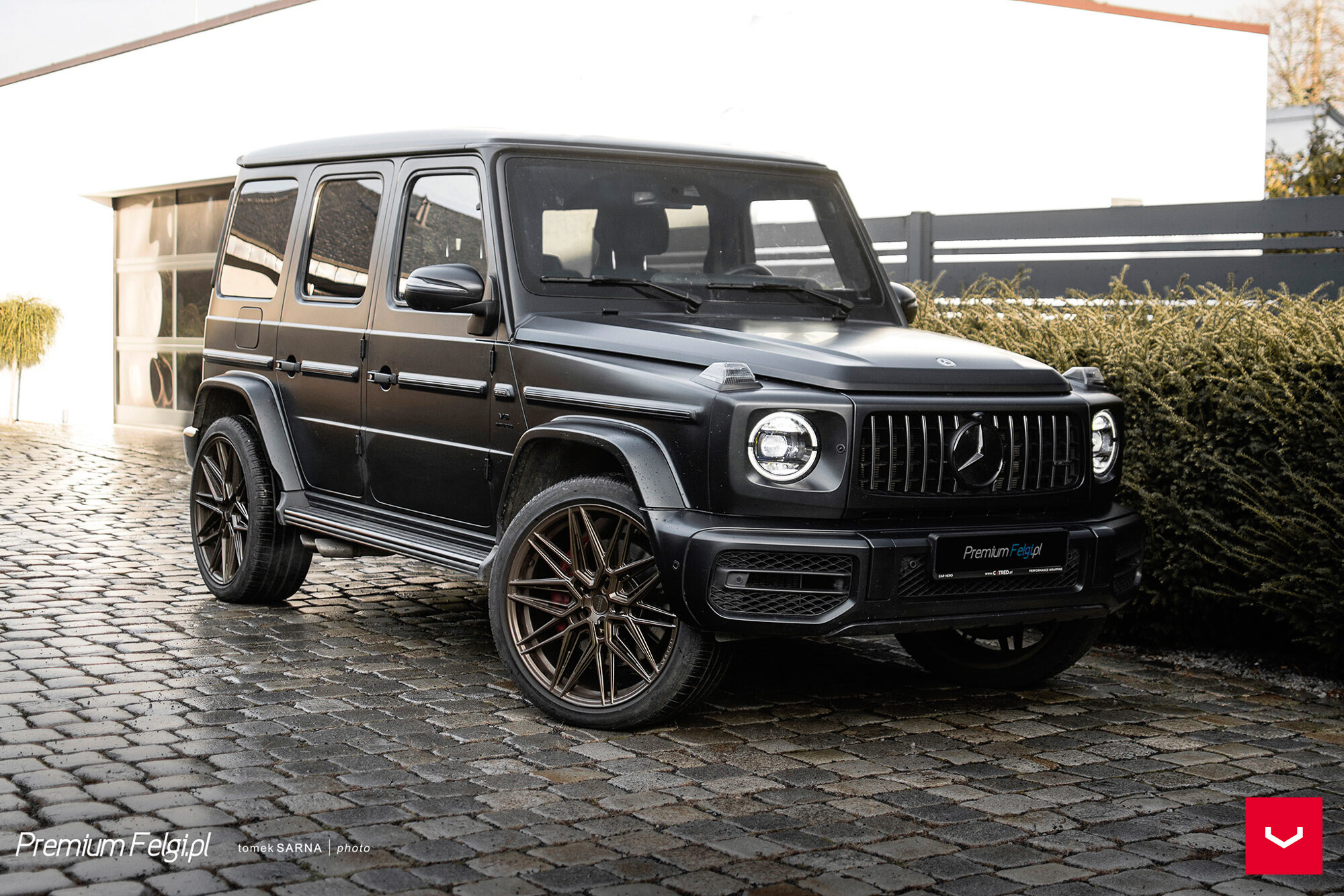 MERCEDES G63 AMG - HYBRID FORGED SERIES: HF-7 - Vossen Wheels