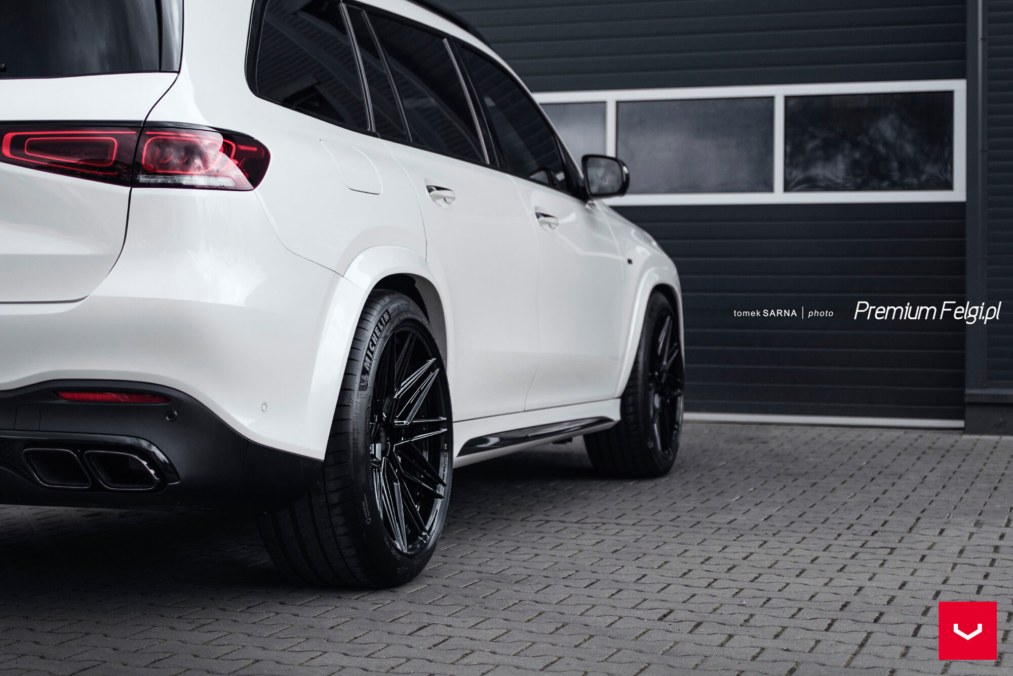 MERCEDES GLS - HYBRID FORGED SERIES: HF-7 - Vossen Wheels