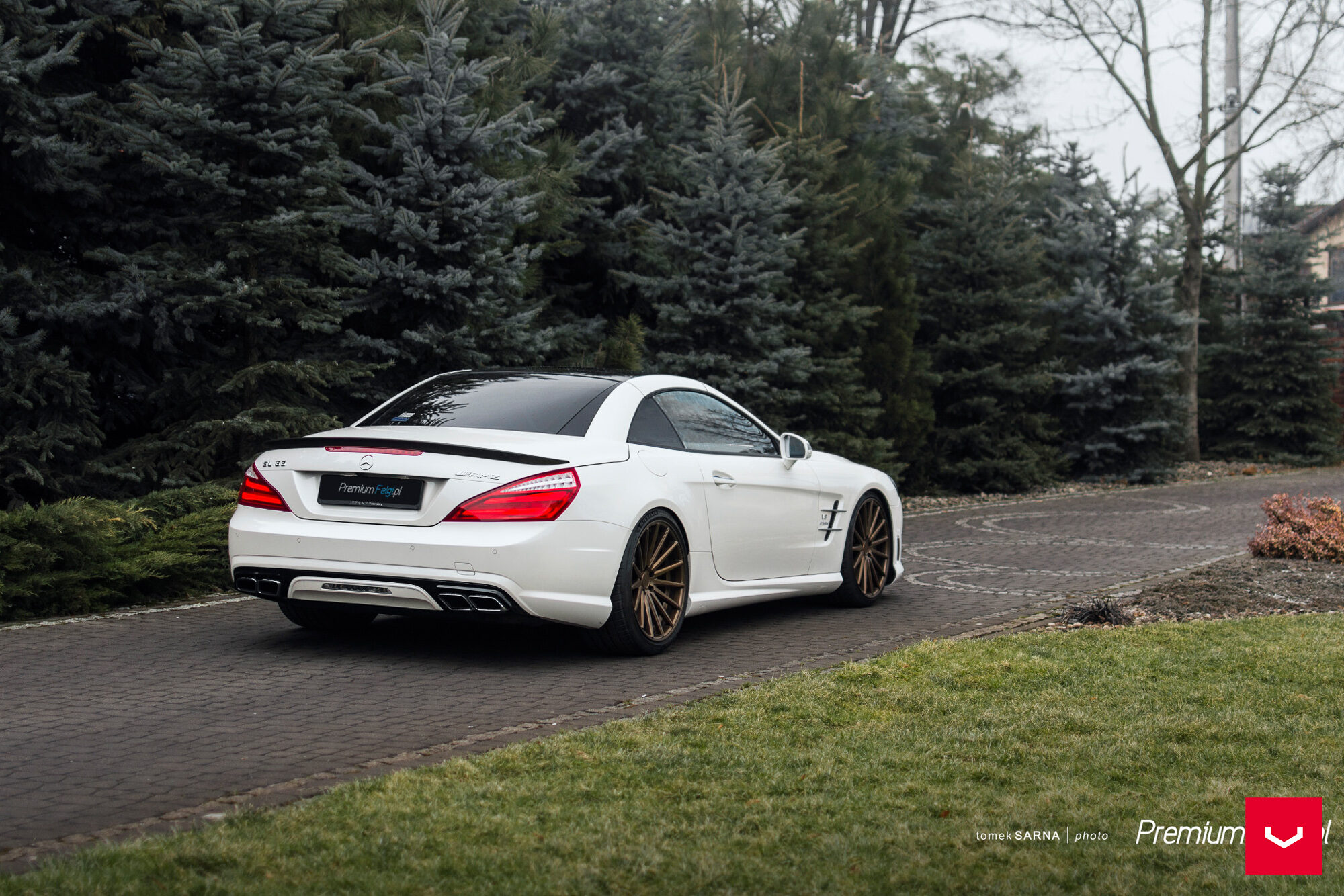 MERCEDES SL63 AMG - HYBRID FORGED SERIES: VFS-2 - Vossen Wheels