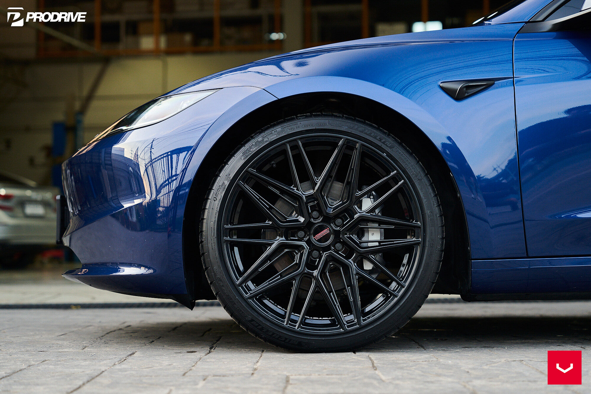 TESLA MODEL 3 HIGHLAND - HYBRID FORGED SERIES: HF-7 - Vossen Wheels