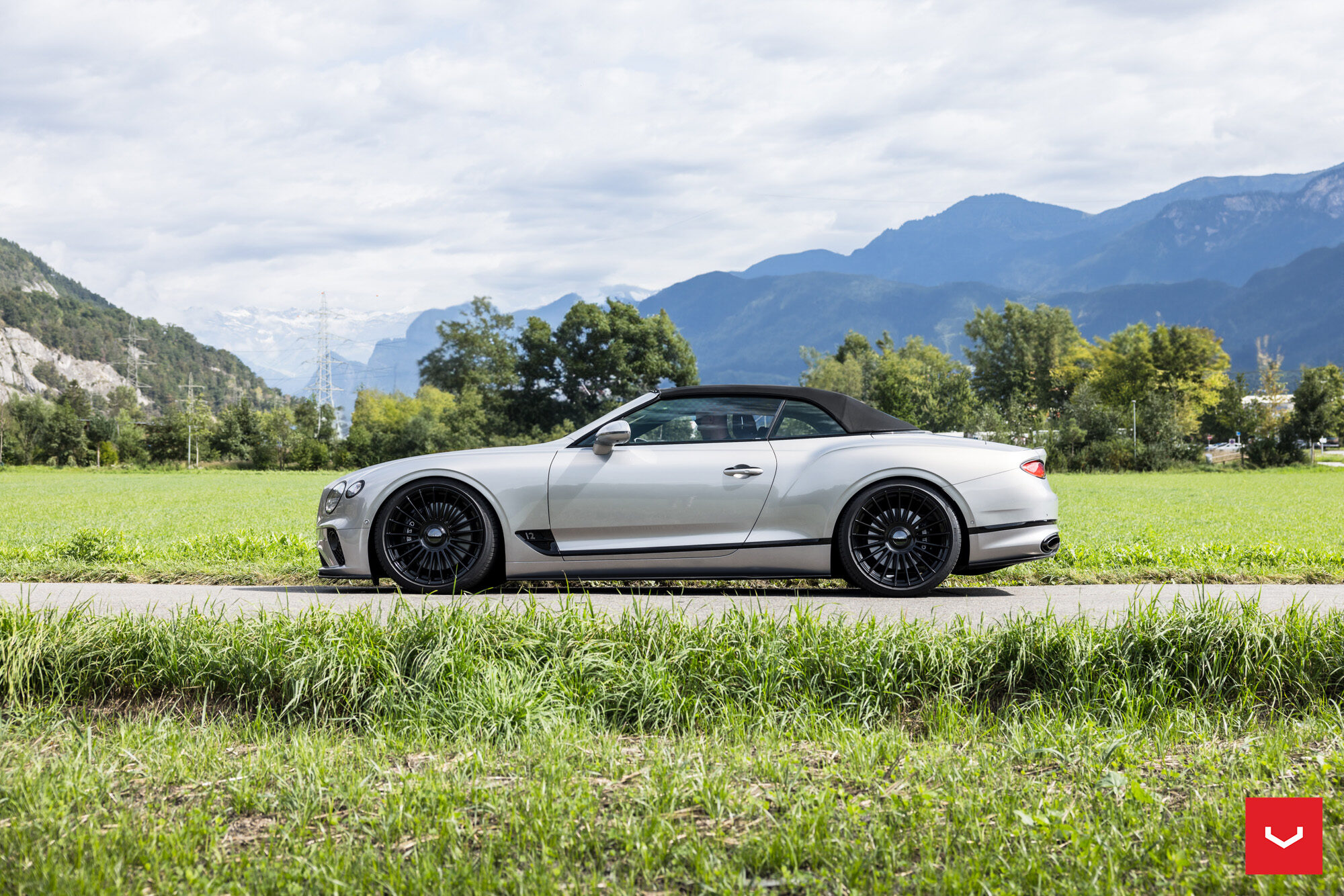 BENTLEY CONTINENTAL GT - HYBRID FORGED SERIES: HF-8 - Vossen Wheels