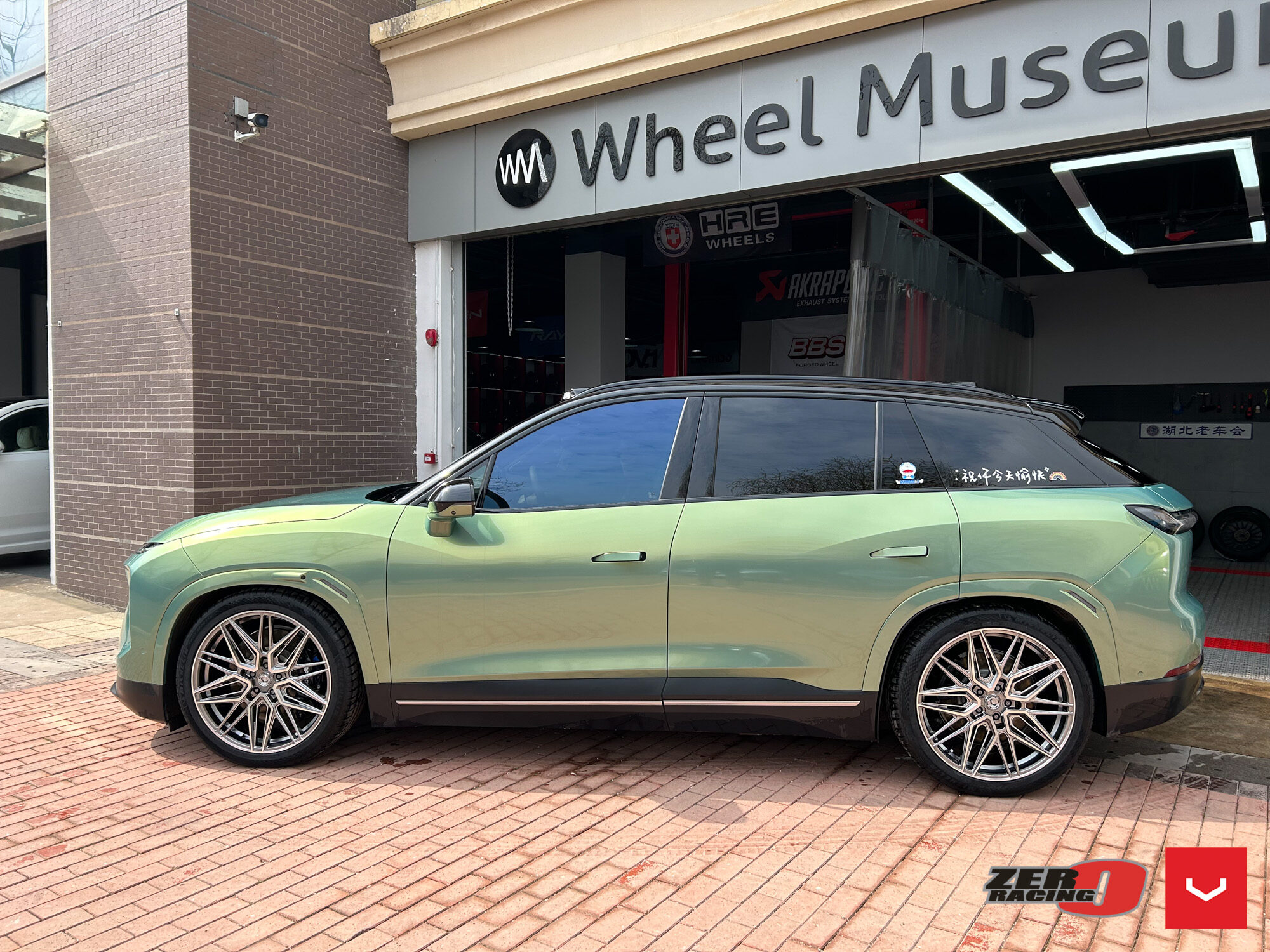 NIO ES6 - HYBRID FORGED SERIES: HF7-EV - Vossen Wheels