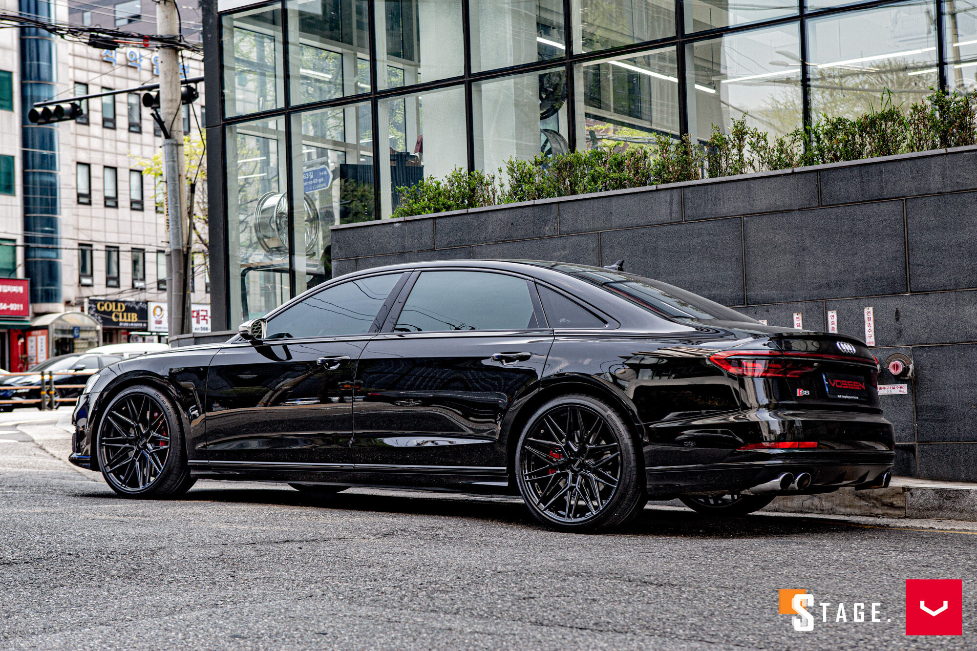 AUDI S8 - HYBRID FORGED SERIES: HF-7 - Vossen Wheels