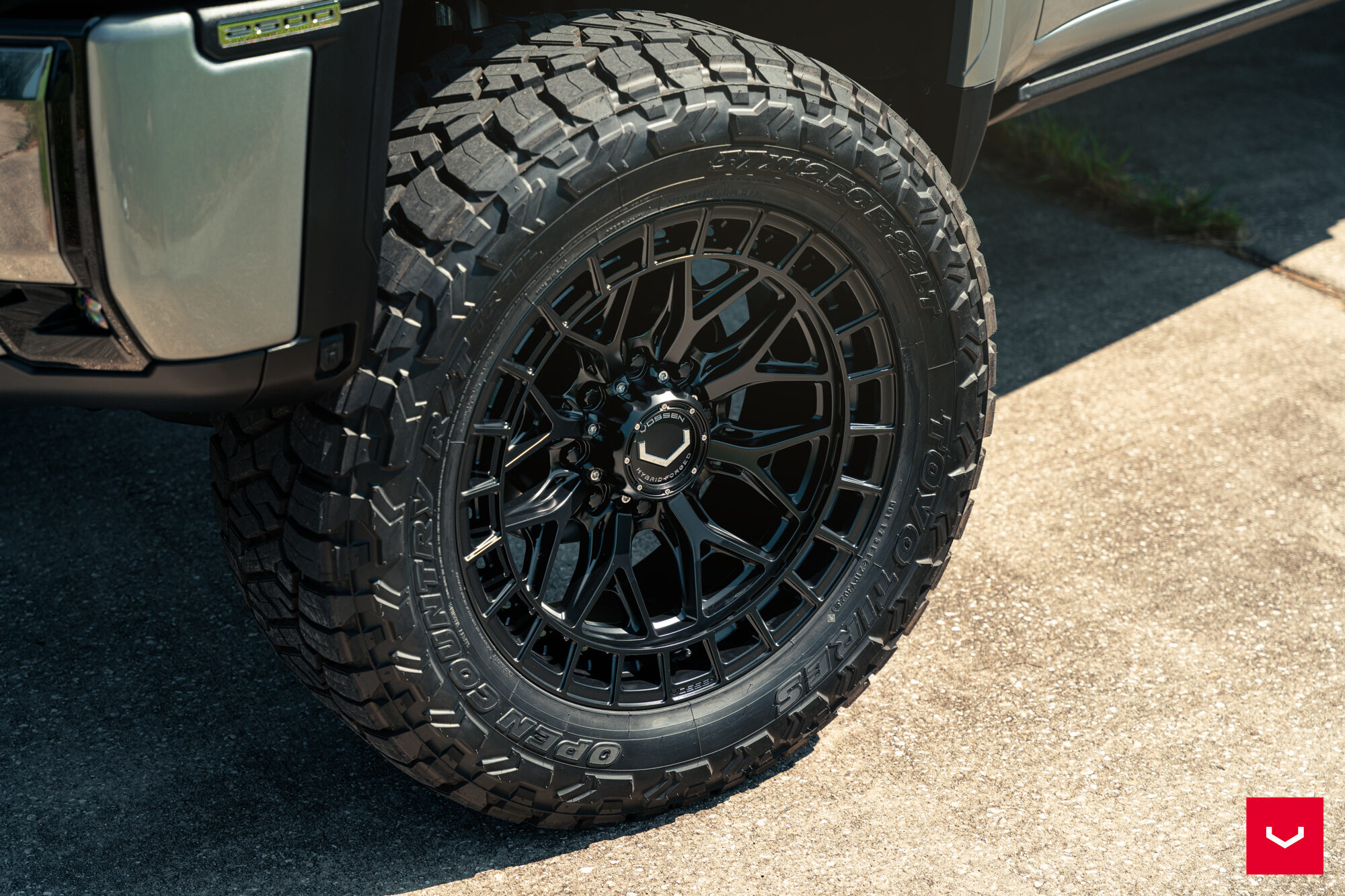 GMC 2500 AT4 HD - HFX Series : HFX-1 (8-Lug) - Vossen Wheels