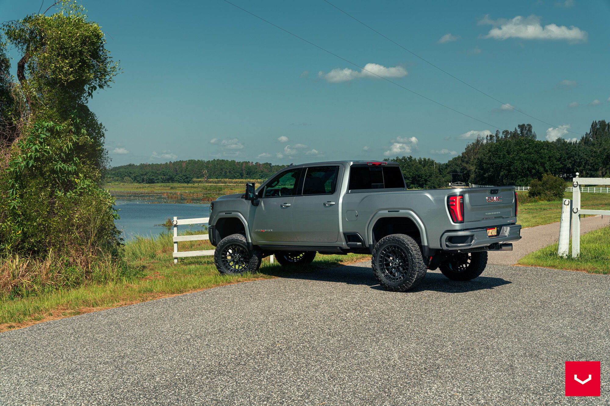 GMC 2500 AT4 HD - HFX Series : HFX-1 (8-Lug) - Vossen Wheels