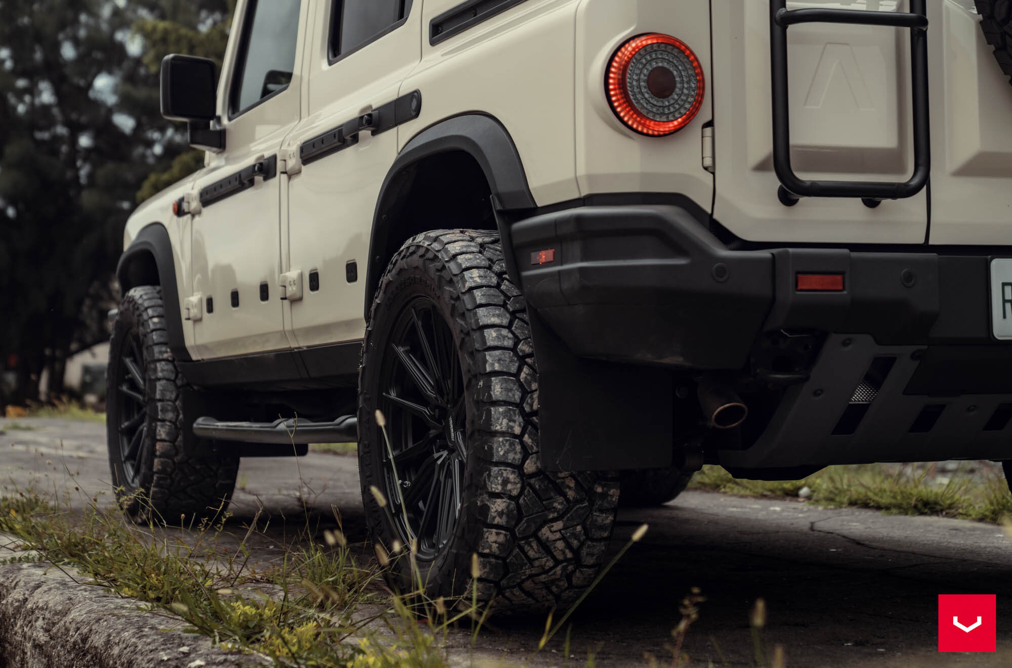 INEOS Grenadier - Hybrid Forged Series: HF6-1 - Vossen Wheels