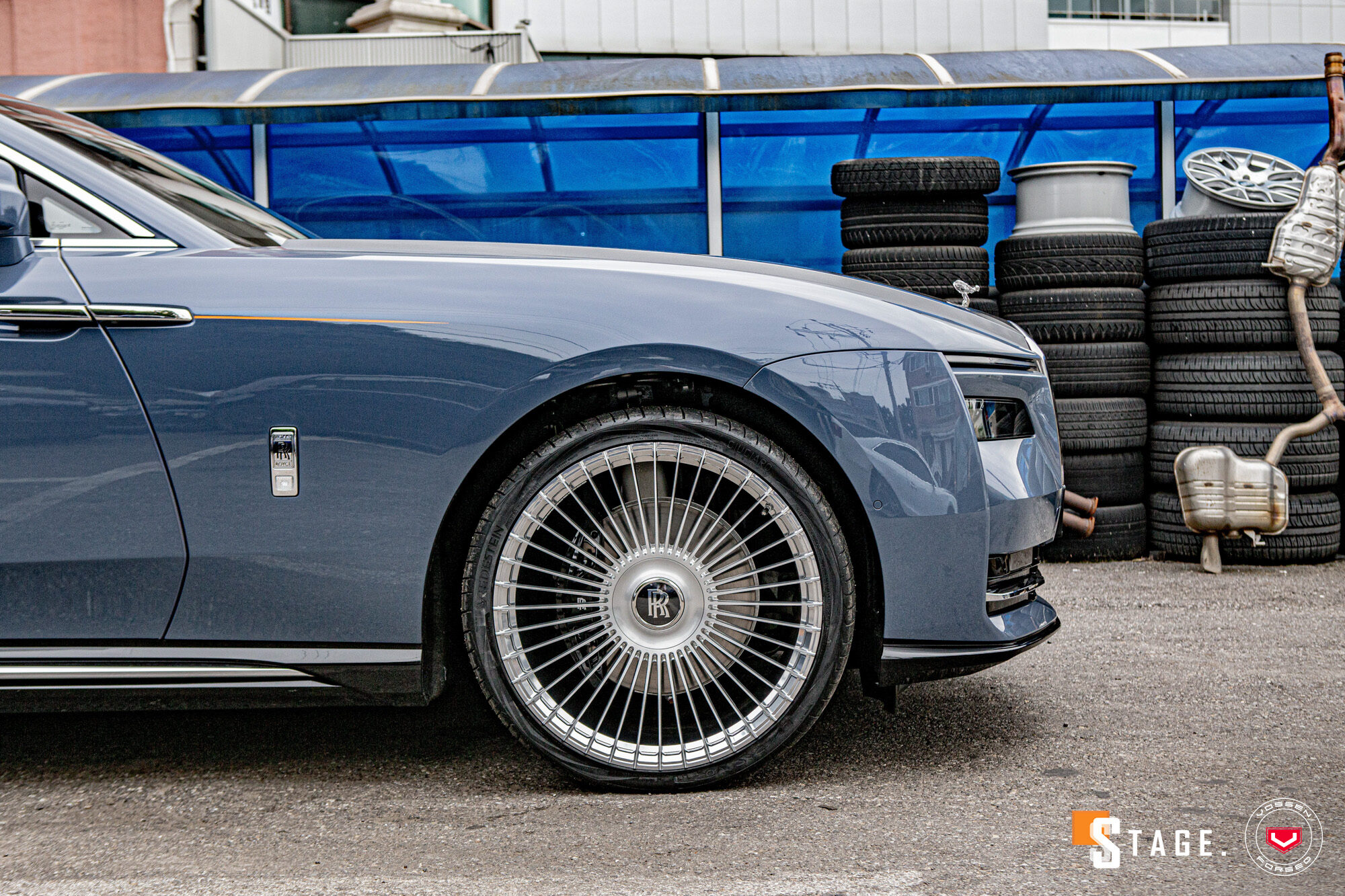 ROLLS-ROYCE SPECTRE - SERIES 17: S17-16 - Vossen Wheels