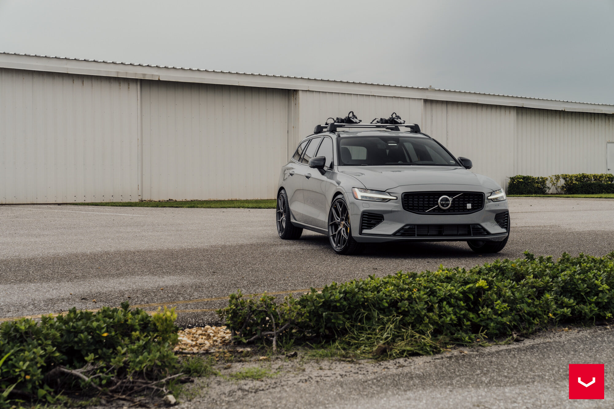 Volvo V60 - Hybrid Forged Series: HF-5 - Vossen Wheels