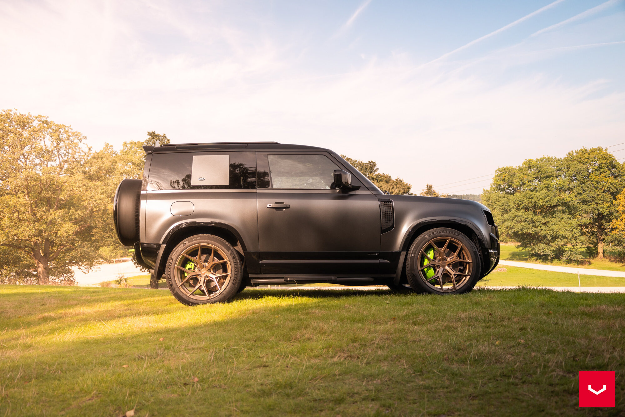 Land Rover Defender 90 - Hybrid Forged Series: HF-5 - Vossen Wheels