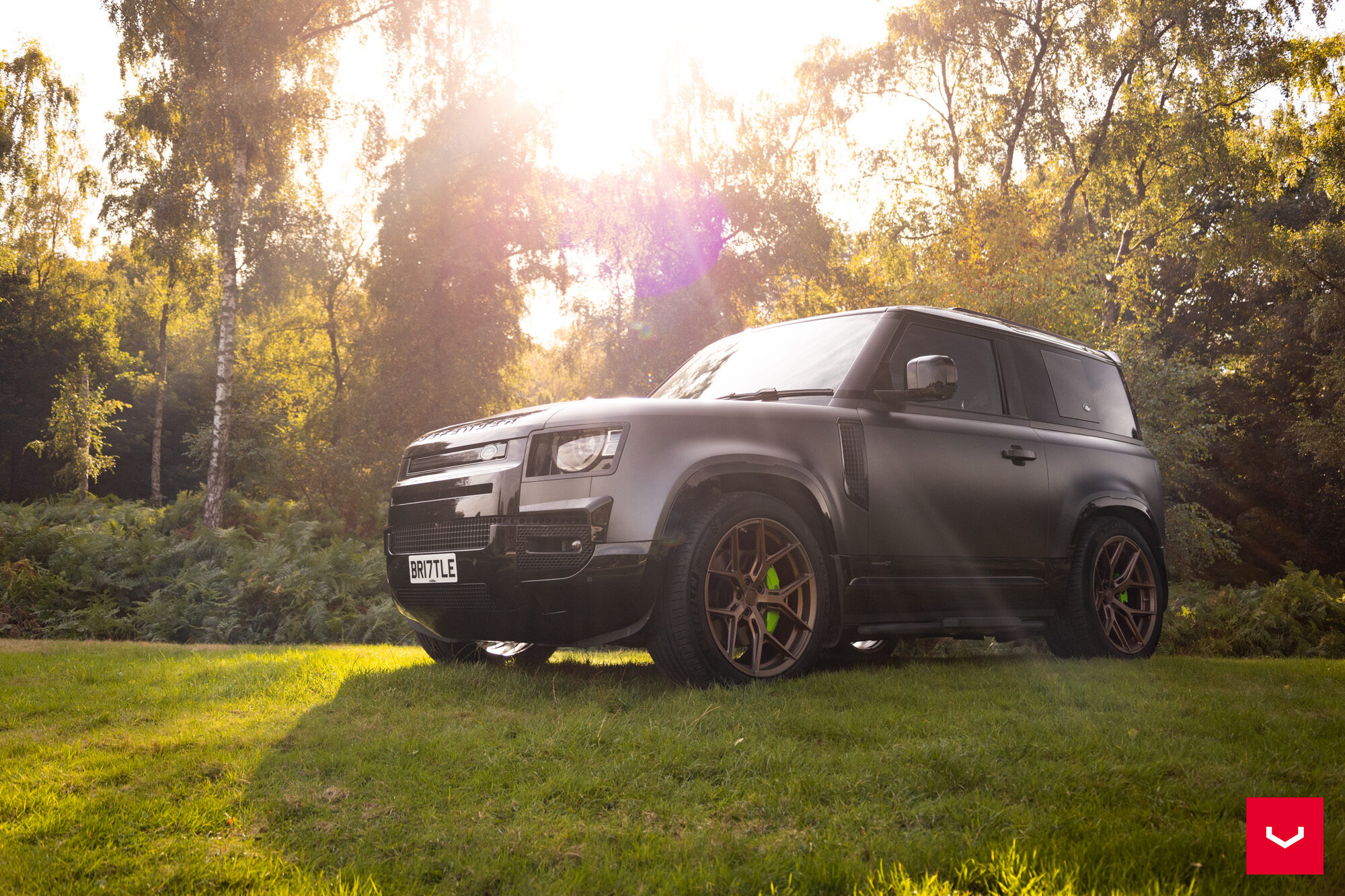 Land Rover Defender 90 - Hybrid Forged Series: HF-5 - Vossen Wheels
