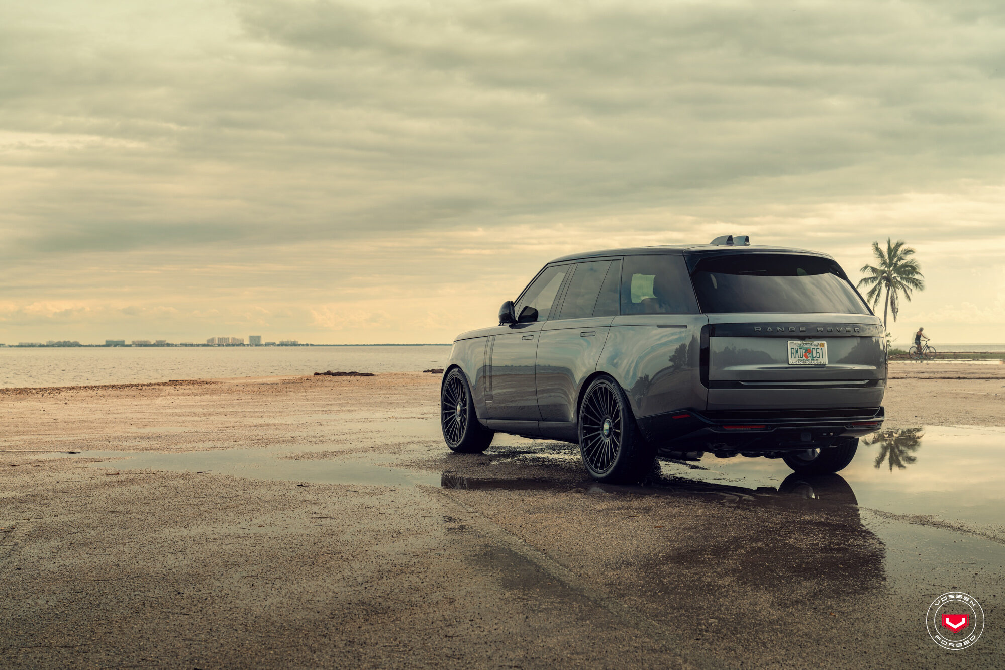 Land Rover Range Rover - GEN Series: GEN-04 - Vossen Wheels