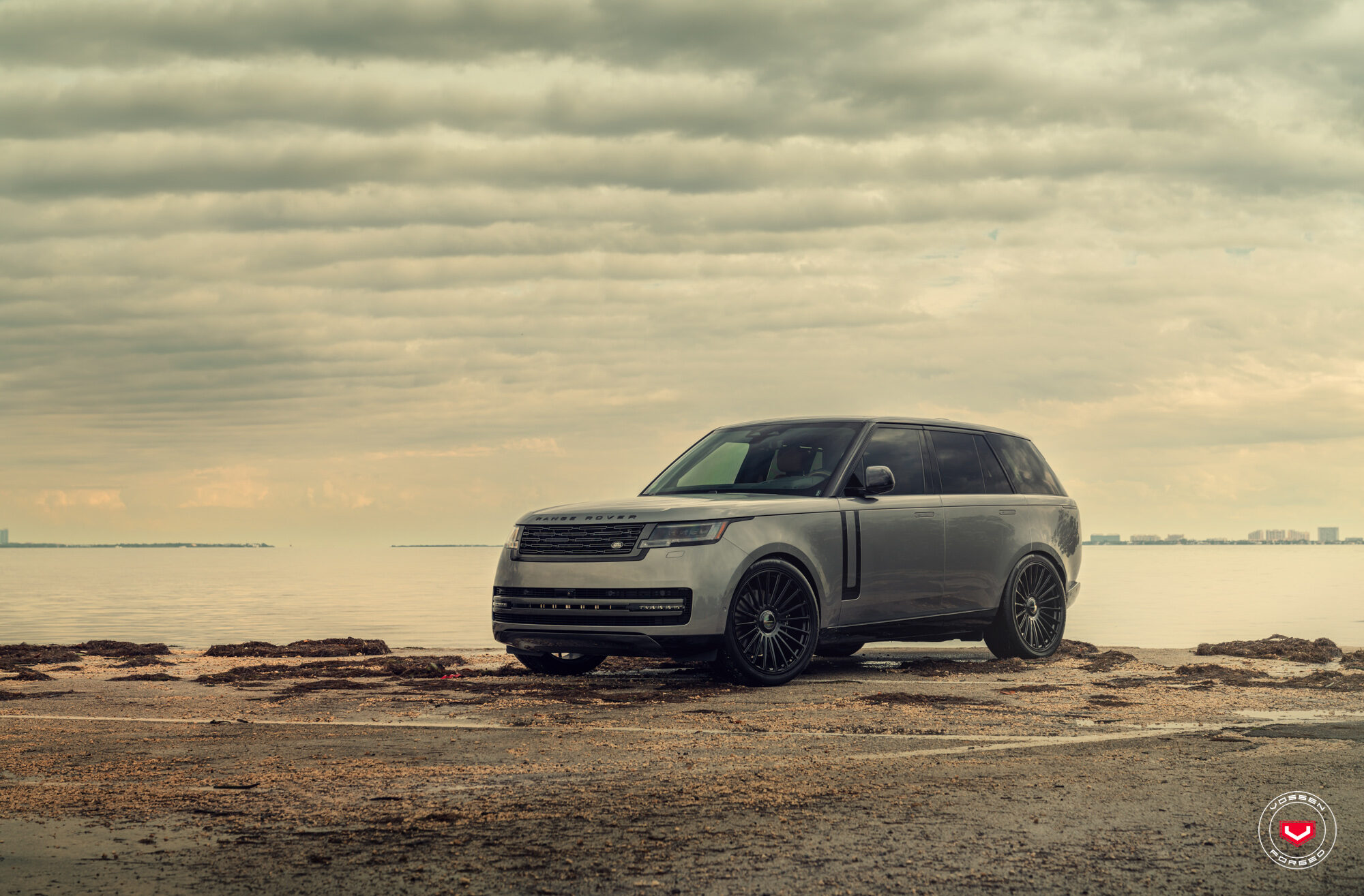 Land Rover Range Rover - GEN Series: GEN-04 - Vossen Wheels