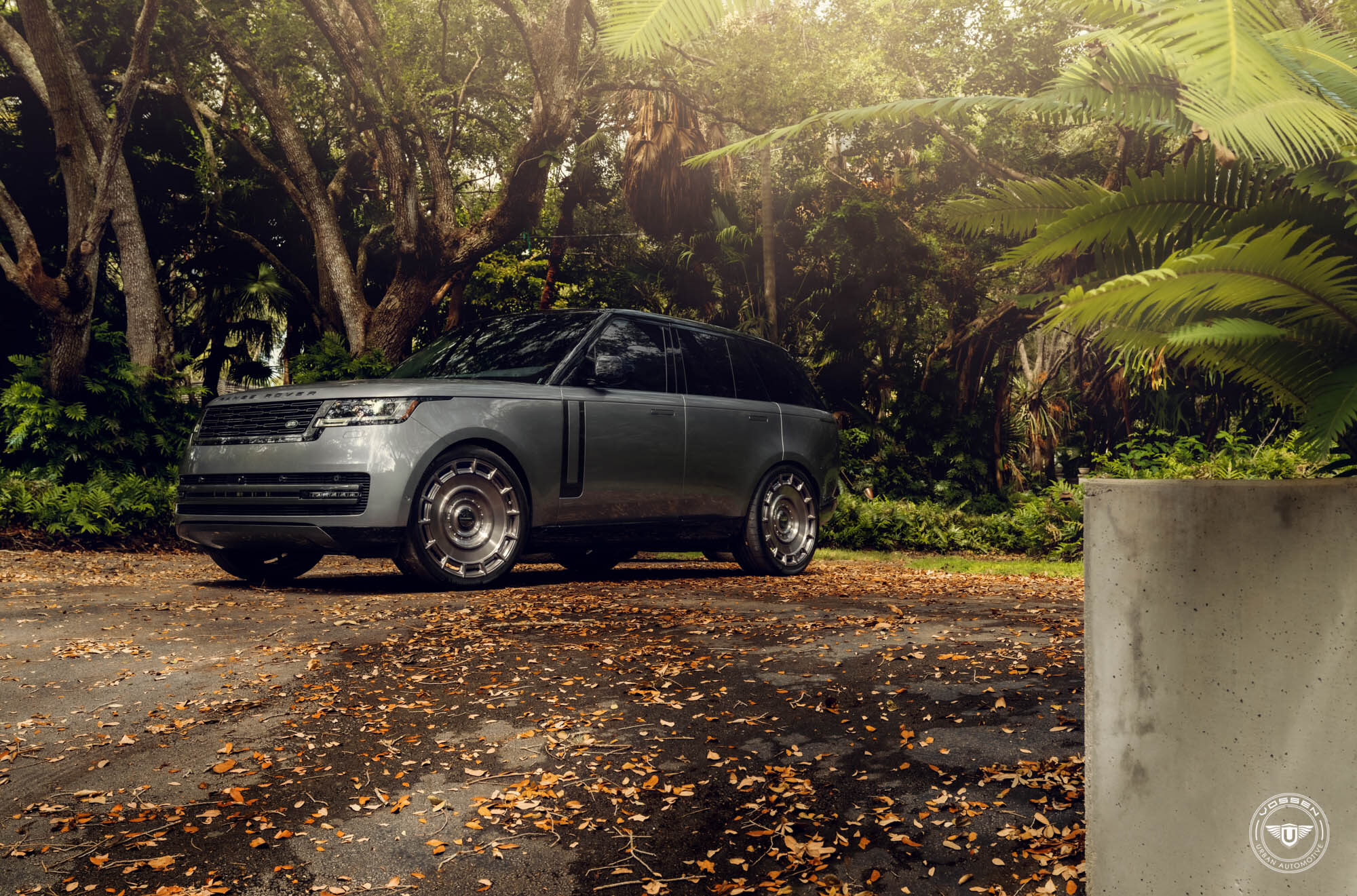 Land Rover Range Rover - Urban Automotive x Vossen Series: UV-7 ...