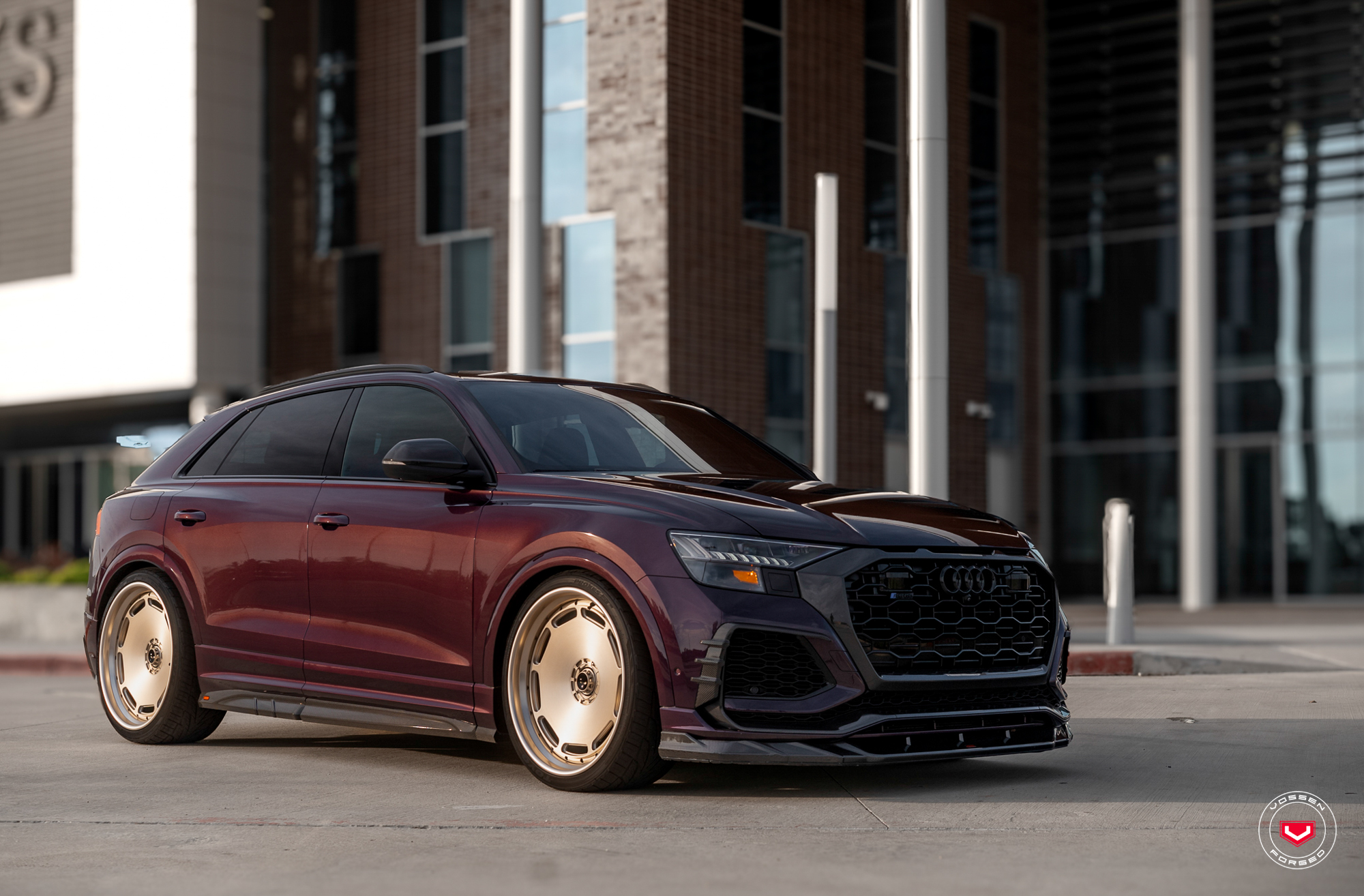Audi RSQ8 - GEN Series: GEN-06 (3-Piece) - Vossen Wheels
