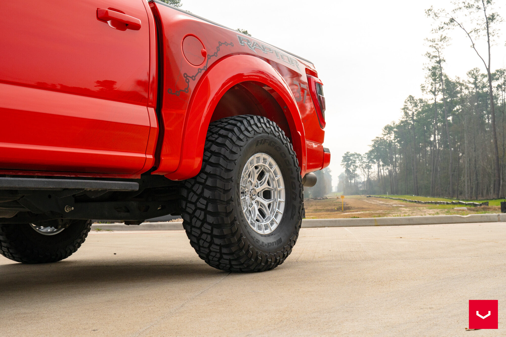 Ford F-150 Raptor - Hybrid Forged Series: HFX-1 - Vossen Wheels