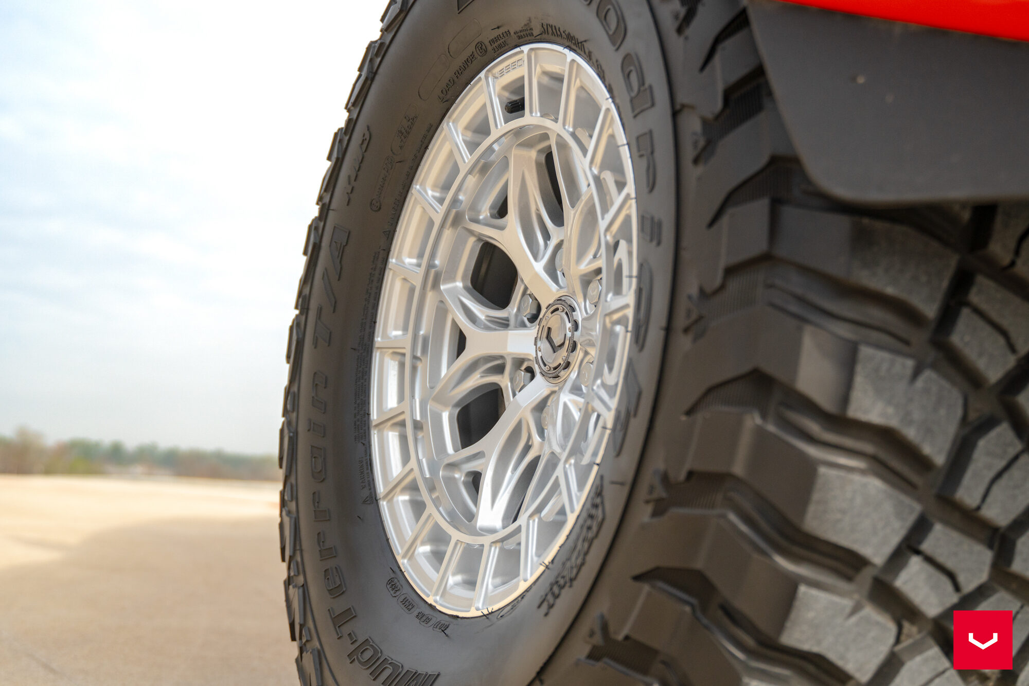 Ford F-150 Raptor - Hybrid Forged Series: HFX-1 - Vossen Wheels