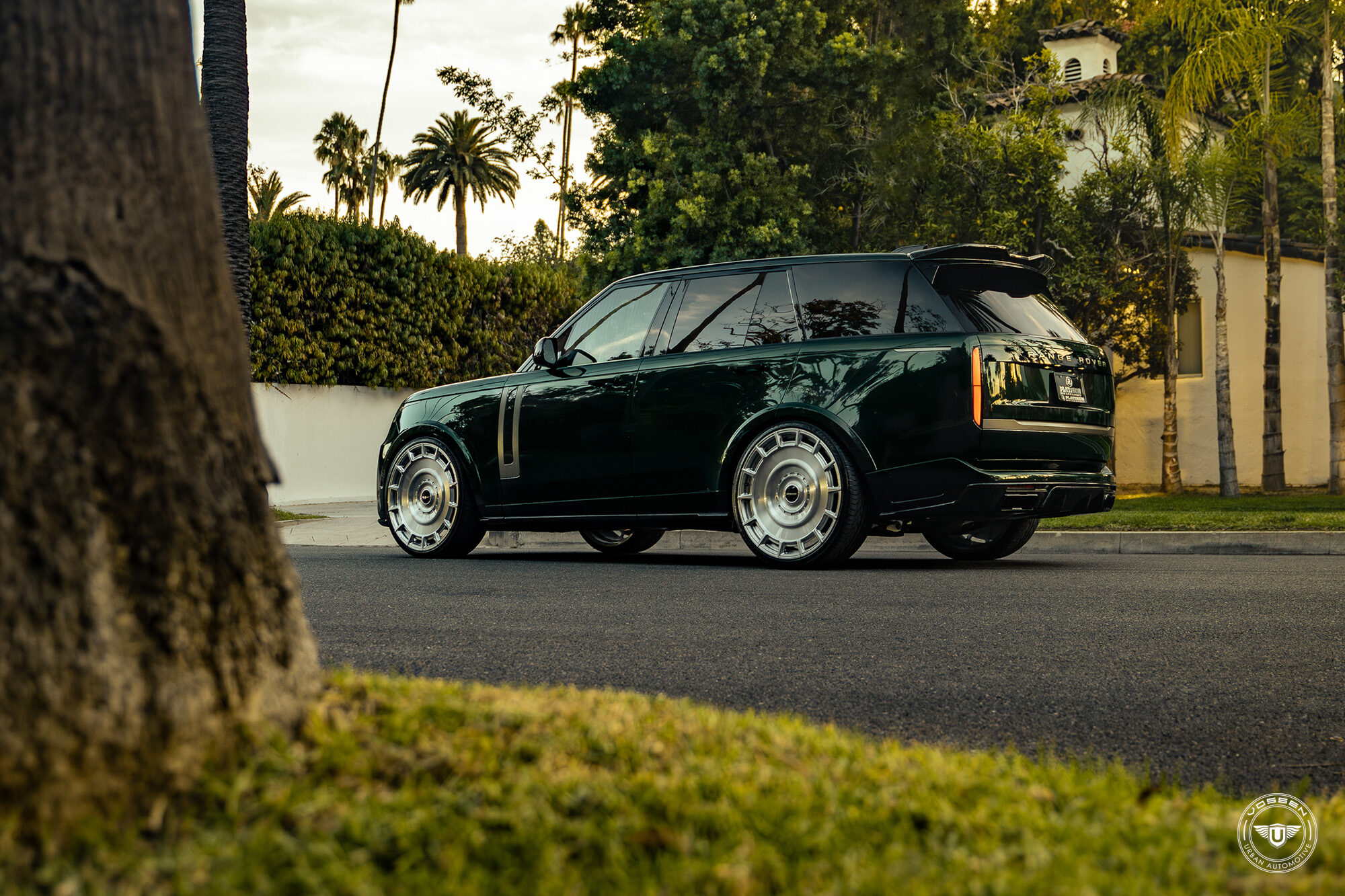 Land Rover Range Rover - Urban Automotive x Vossen Series: UV-7 ...