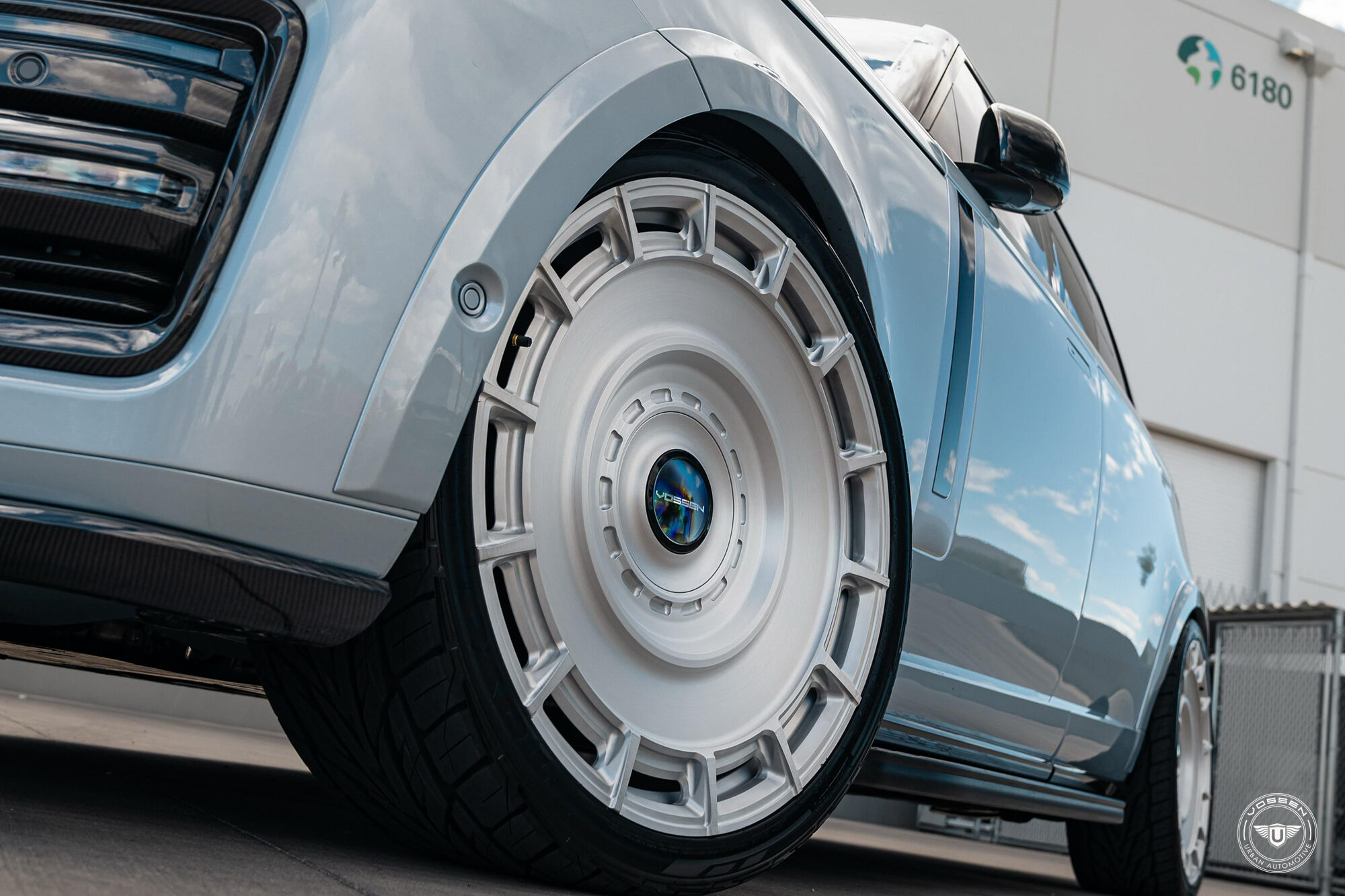Land Rover Range Rover - Urban Automotive x Vossen Series: UV-7 ...