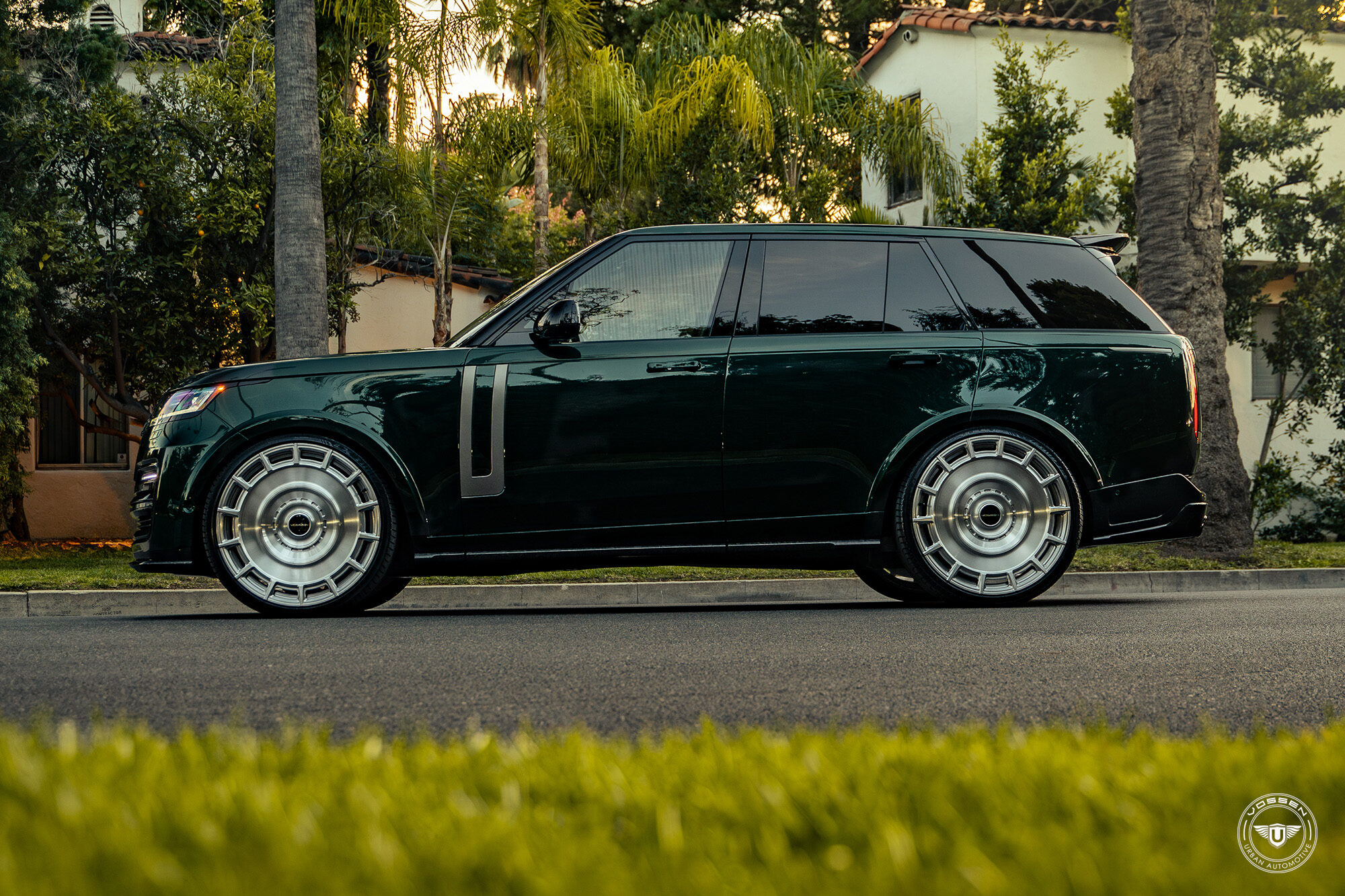 Land Rover Range Rover - Urban Automotive x Vossen Series: UV-7 ...