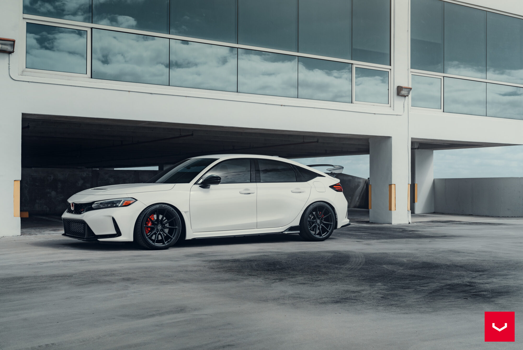 Honda Civic Type R - Hybrid Forged Series: HF-3 - Vossen Wheels