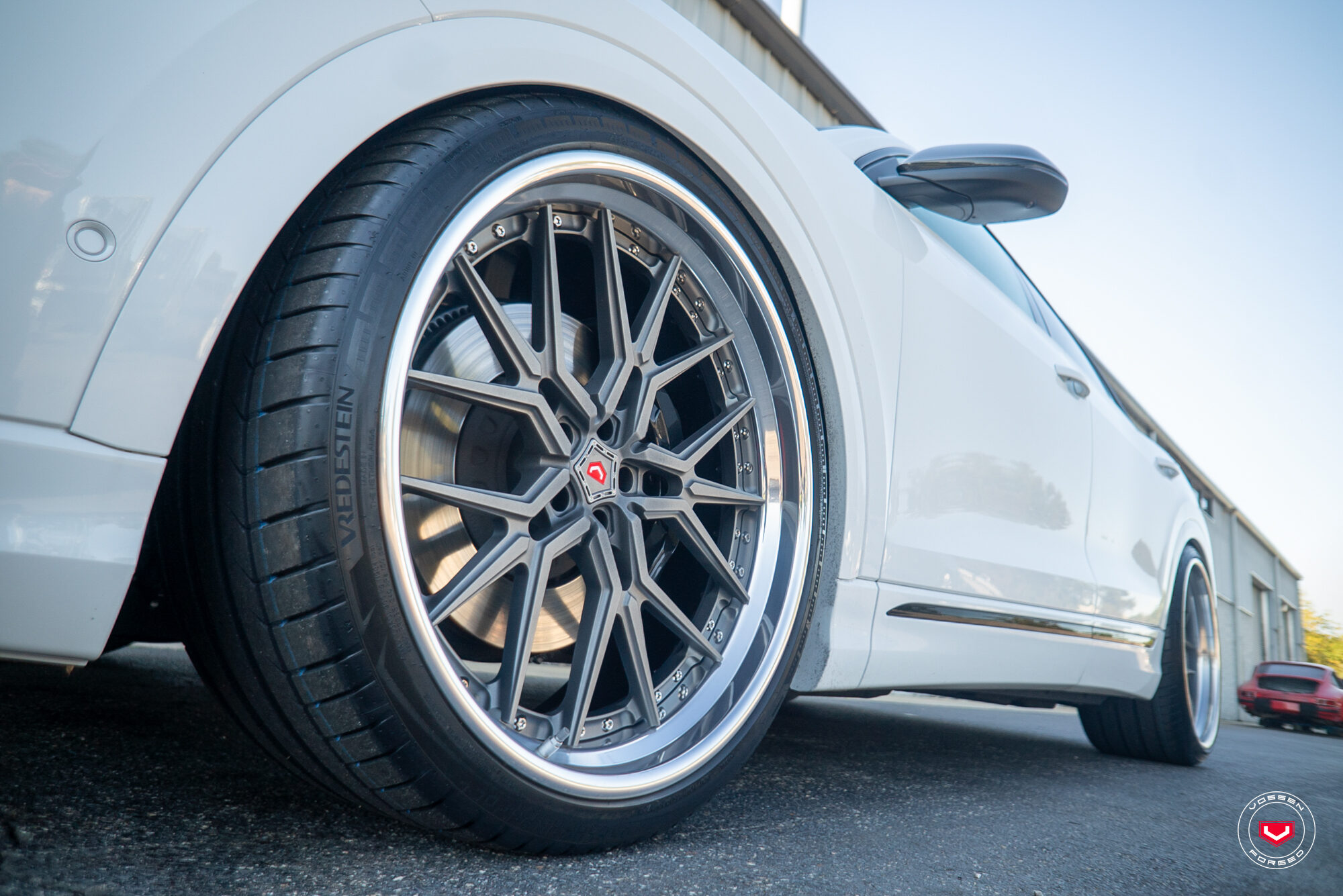 Audi SQ8 - M-X Series: M-X3 (3-Piece) - Vossen Wheels