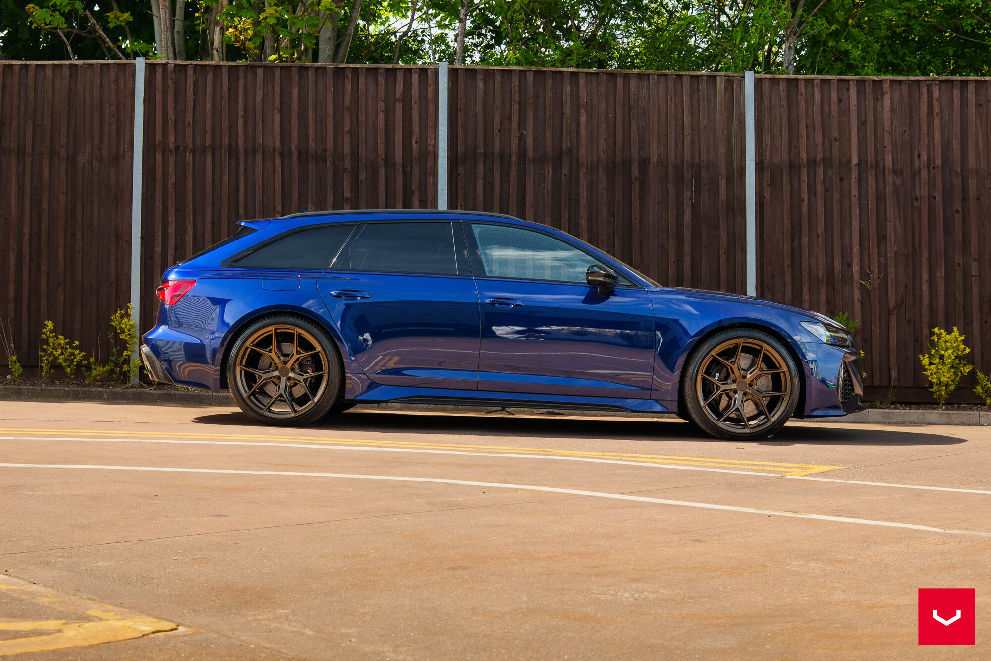 Audi RS6 - Hybrid Forged Series: HF-5 - Vossen Wheels