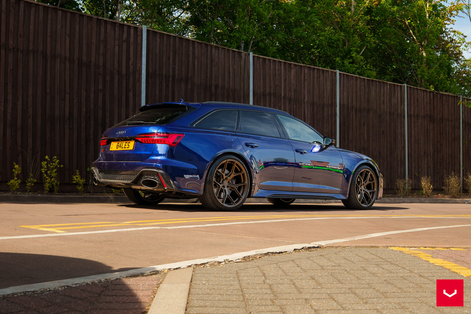 Audi RS6 - Hybrid Forged Series: HF-5 - Vossen Wheels