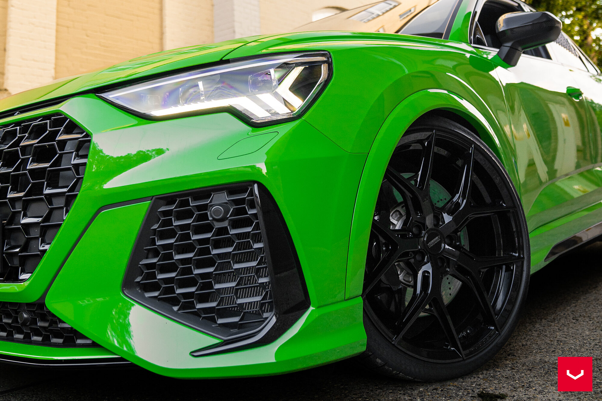 Audi RS Q3 - Hybrid Forged Series: HF-5 - Vossen Wheels