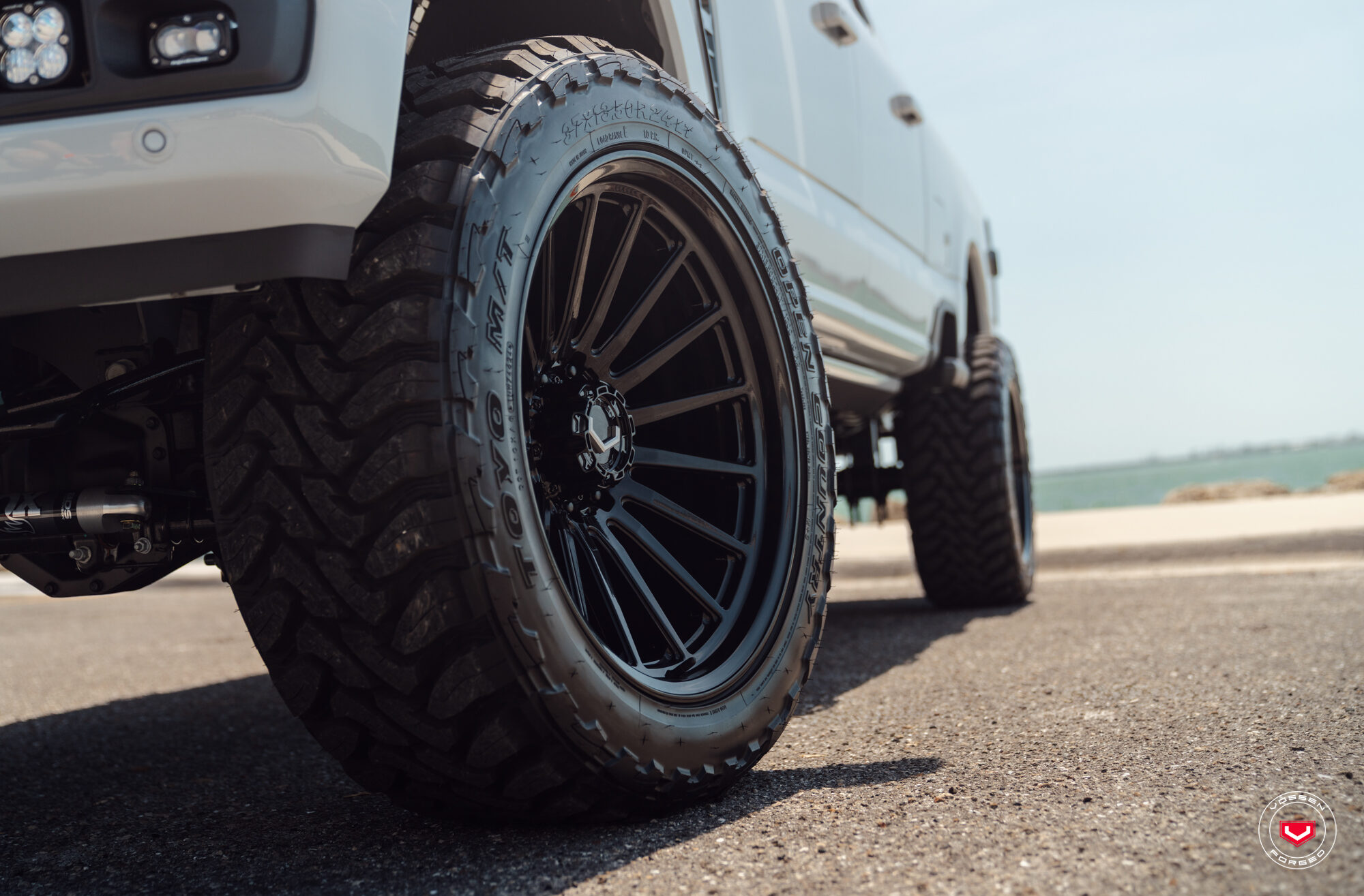 Ford F-250 - GNX Series: GNX-01 - Vossen Wheels