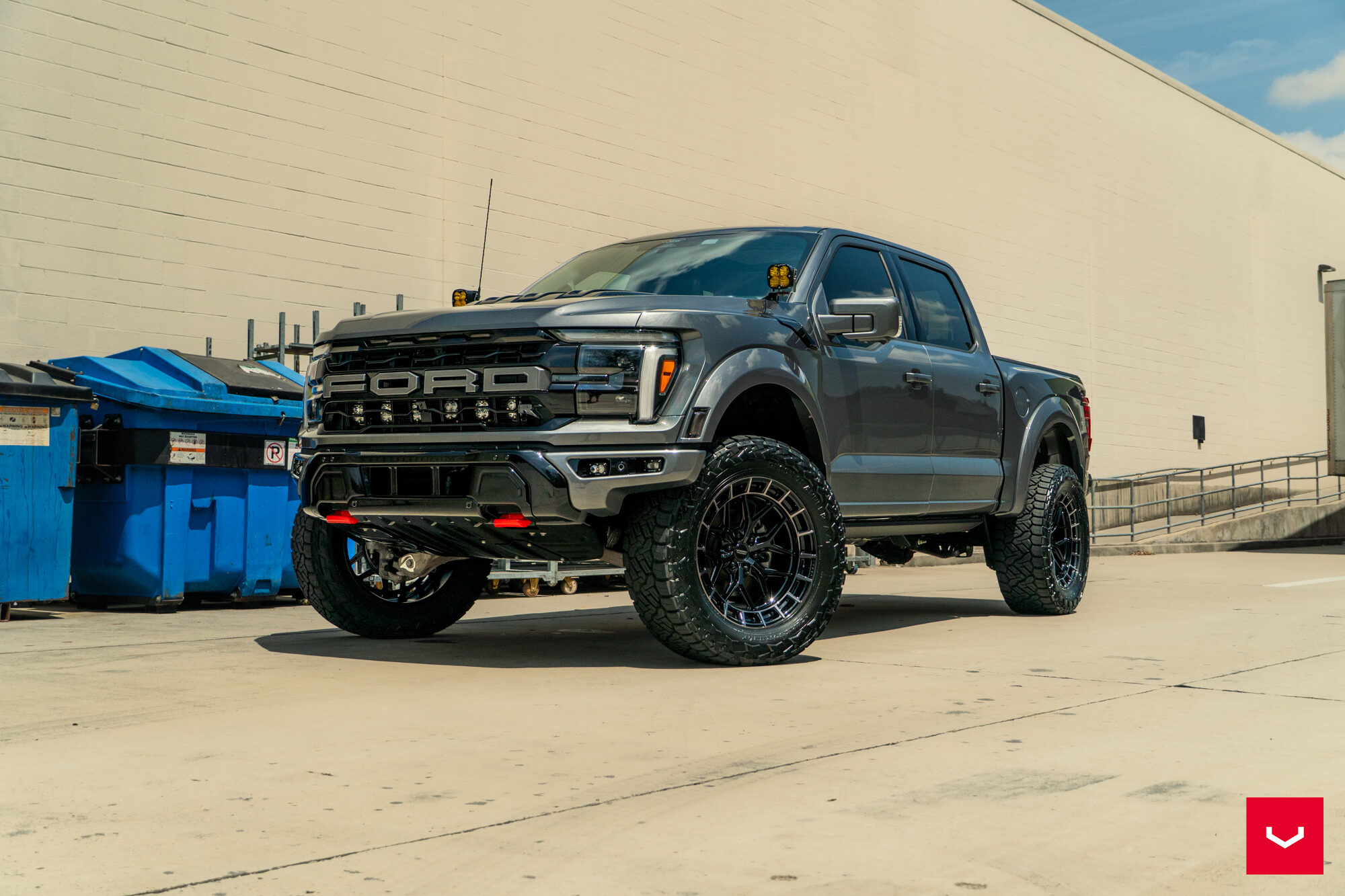 Ford F-150 Raptor R - HFX Series: HFX-1 (6-Lug) - Vossen Wheels