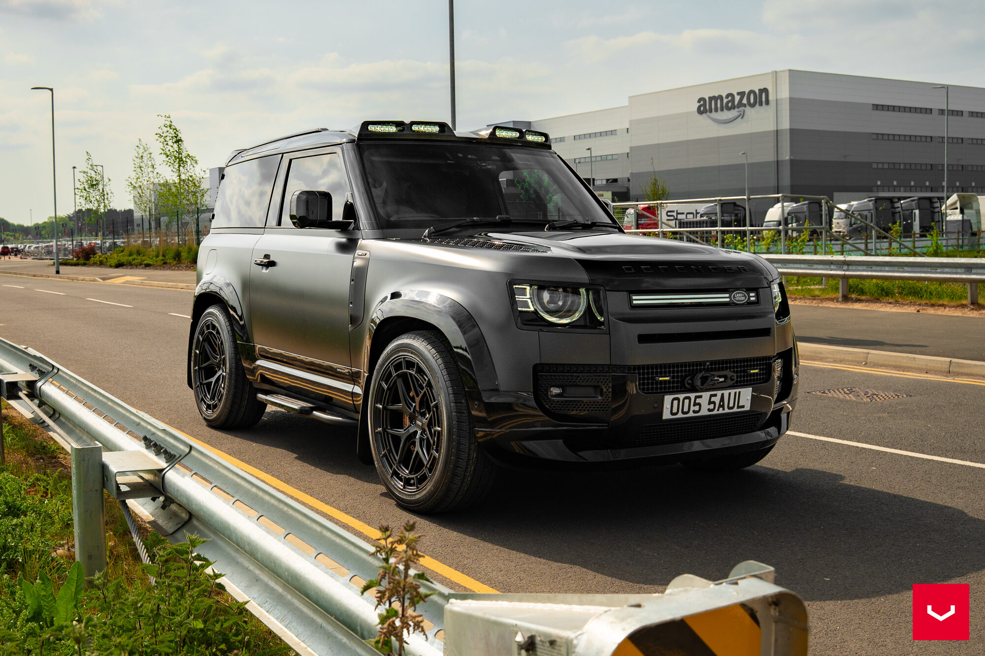 Land Rover Defender 90 - HFX Series: HFX-1 (5-Lug) - Vossen Wheels