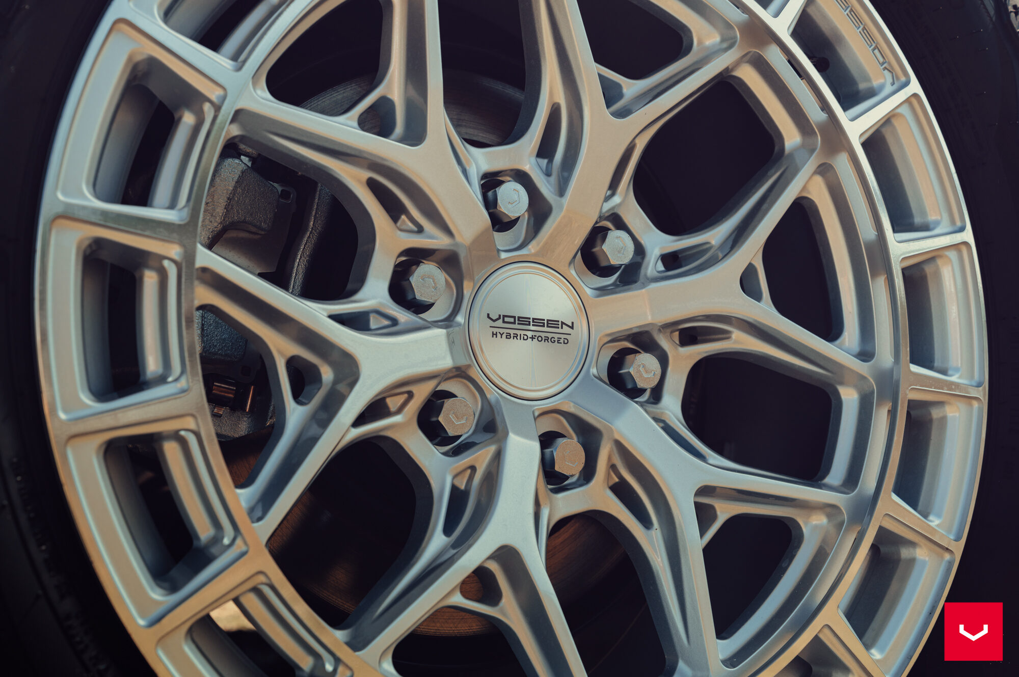 Toyota Land Cruiser - HFX Series: HFX-1 (6-Lug) - Vossen Wheels