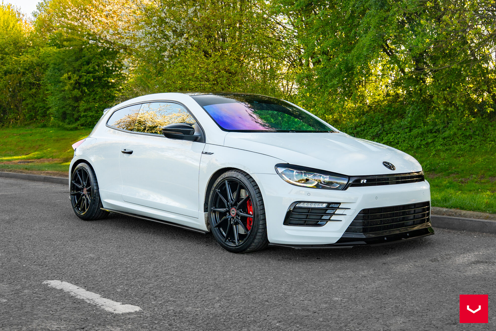 Volkswagen Scirocco R - Hybrid Forged Series: HF-3 - Vossen Wheels