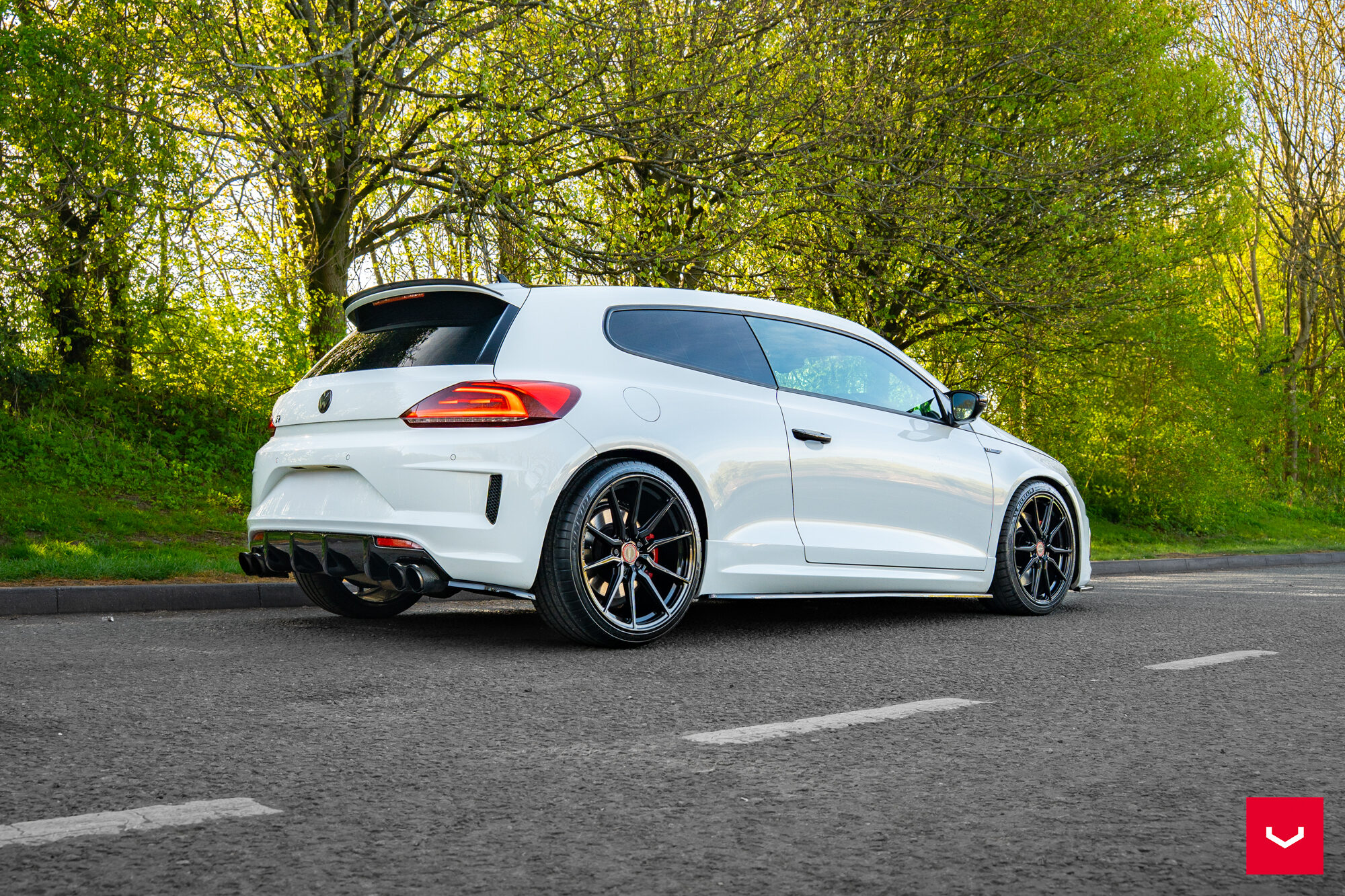 Volkswagen Scirocco R - Hybrid Forged Series: HF-3 - Vossen Wheels
