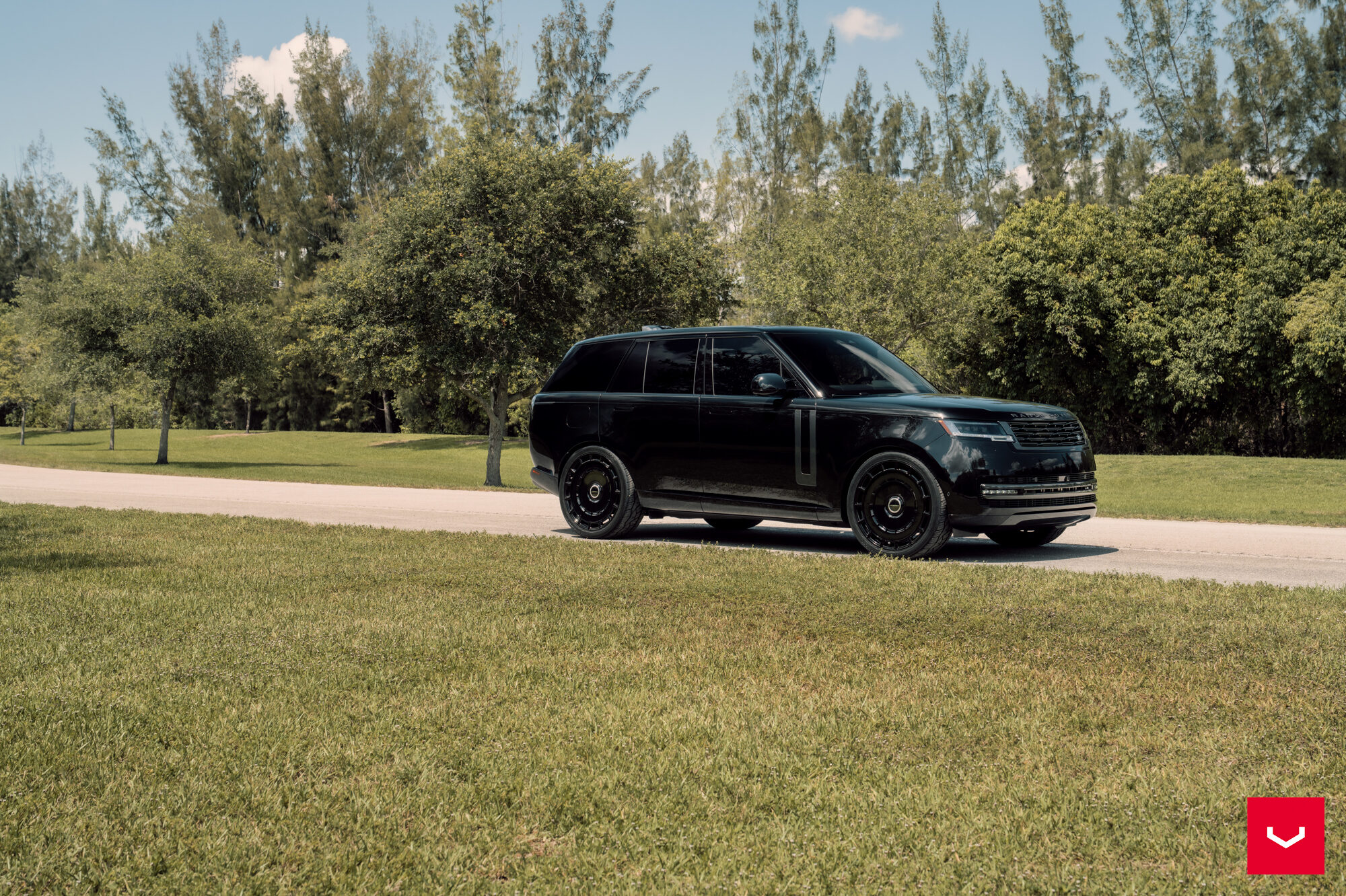 Land Rover Range Rover - Hybrid Forged Series: HF-9 - Vossen Wheels